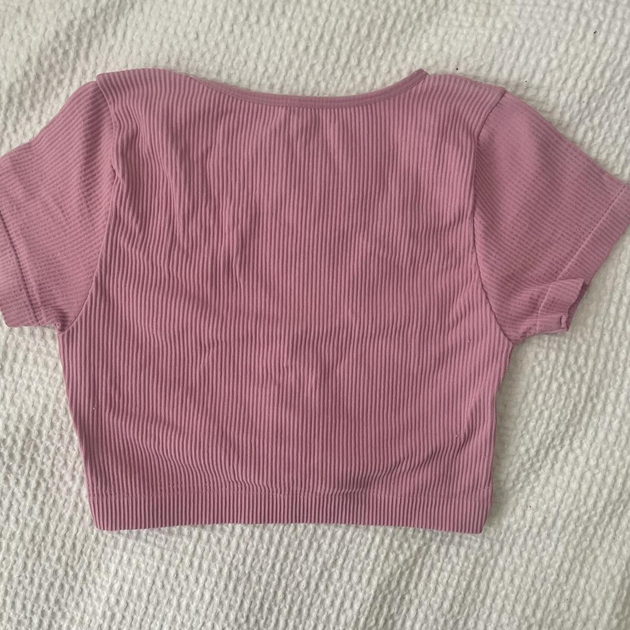 garage pink cropped tee - Depop