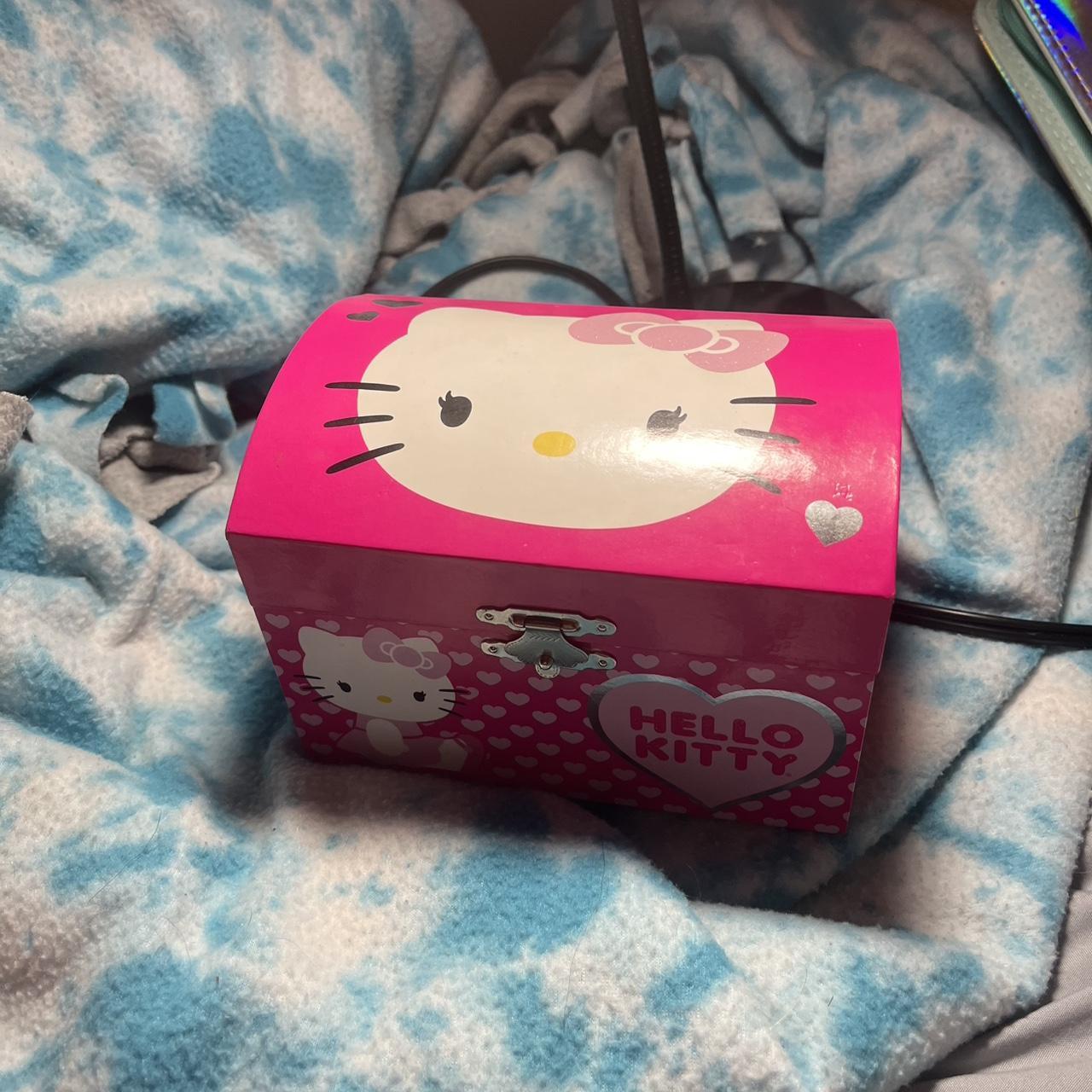 Hello Kitty pink & white jewelry box. In perfect... | Depop