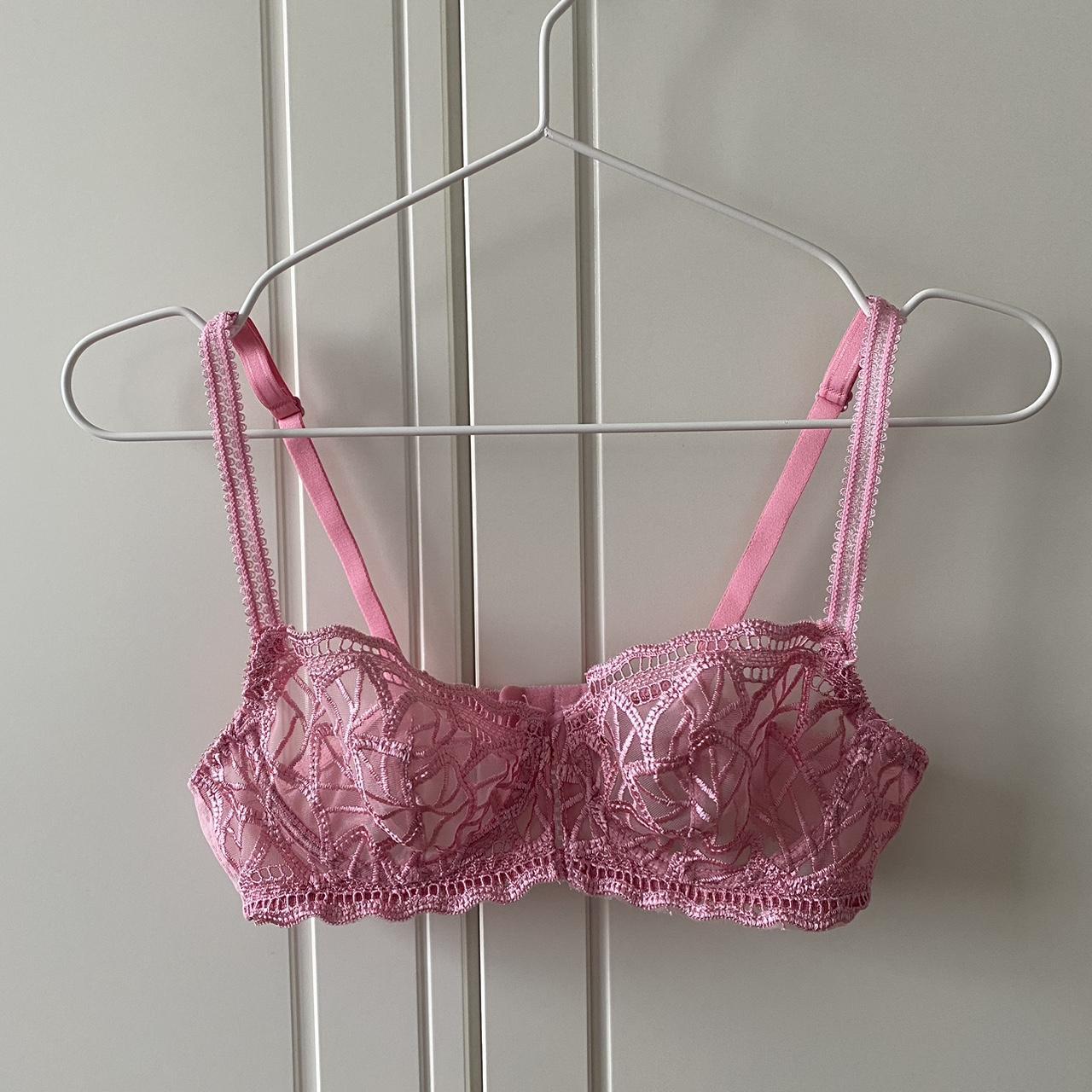 Shipping worldwide - Depop