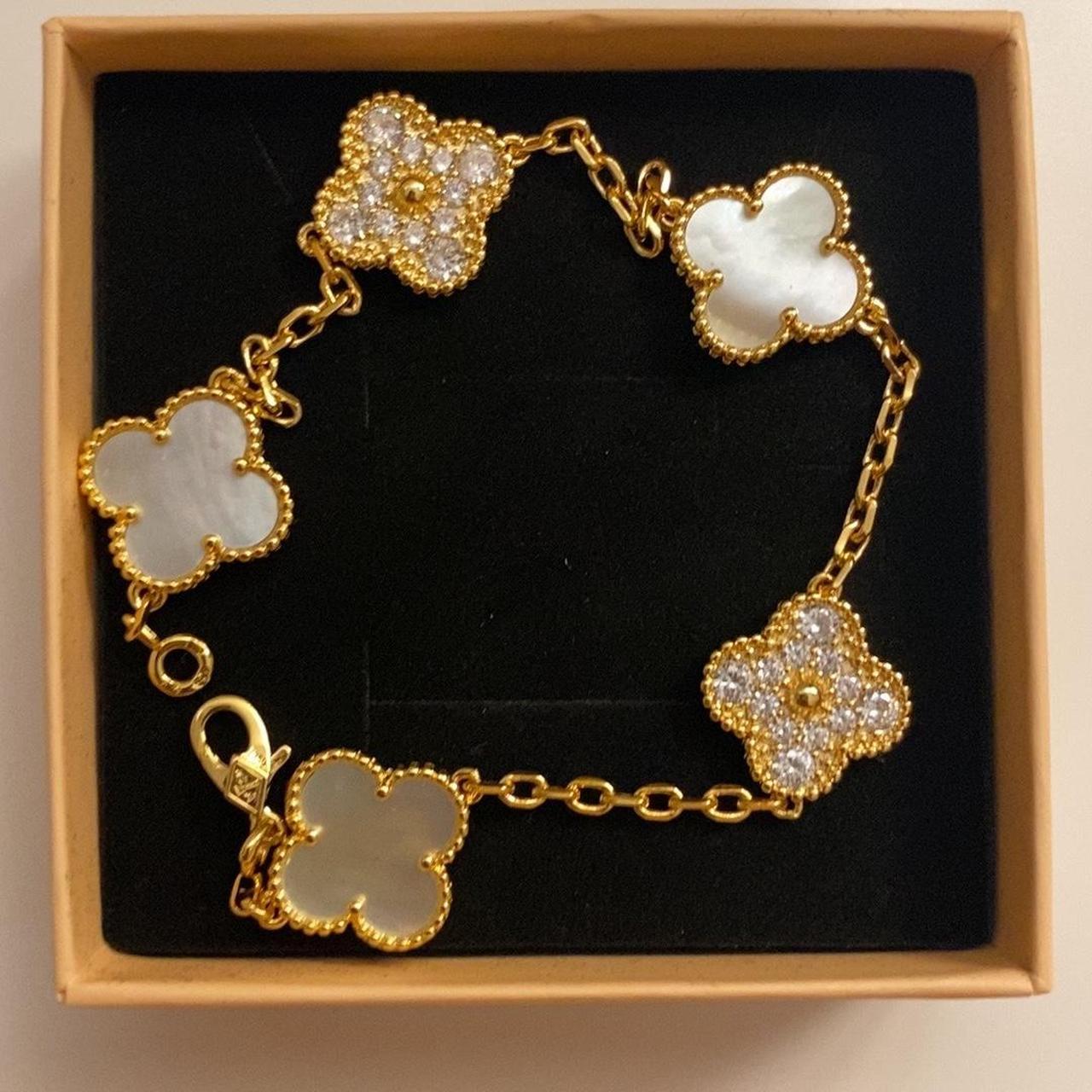Van Cleef Bracelet - BRAND NEW - Amazing Dupe -... - Depop