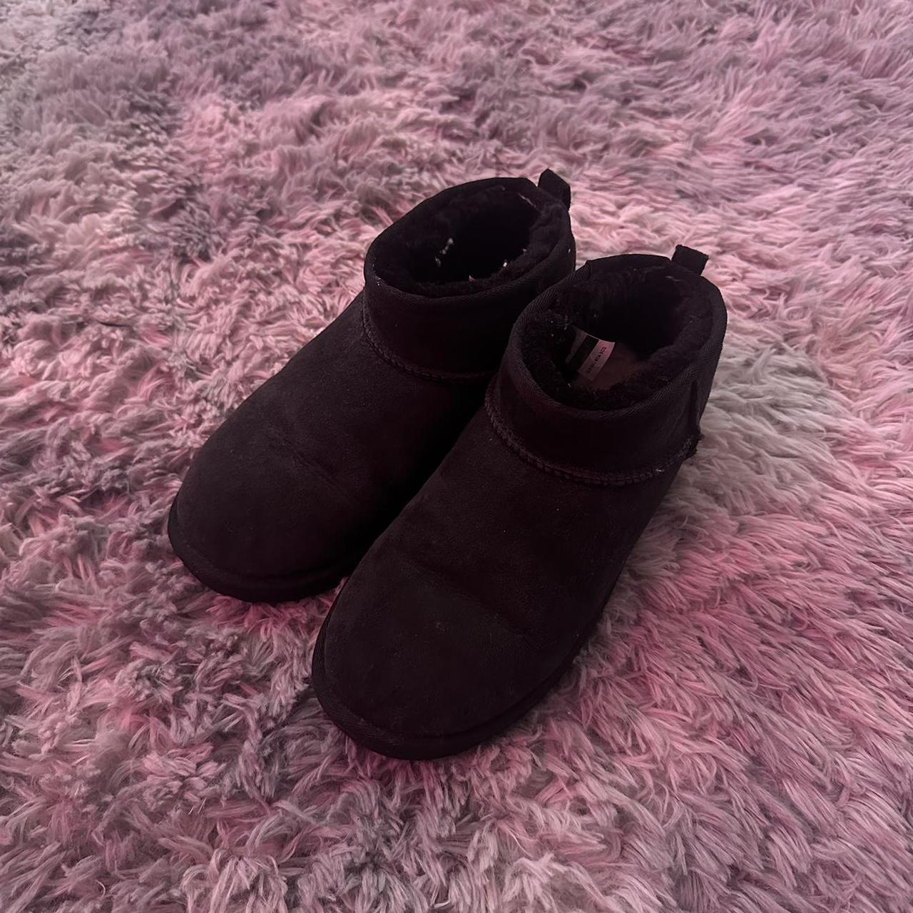 UGG black low boots #uggs #winter #boots - Depop
