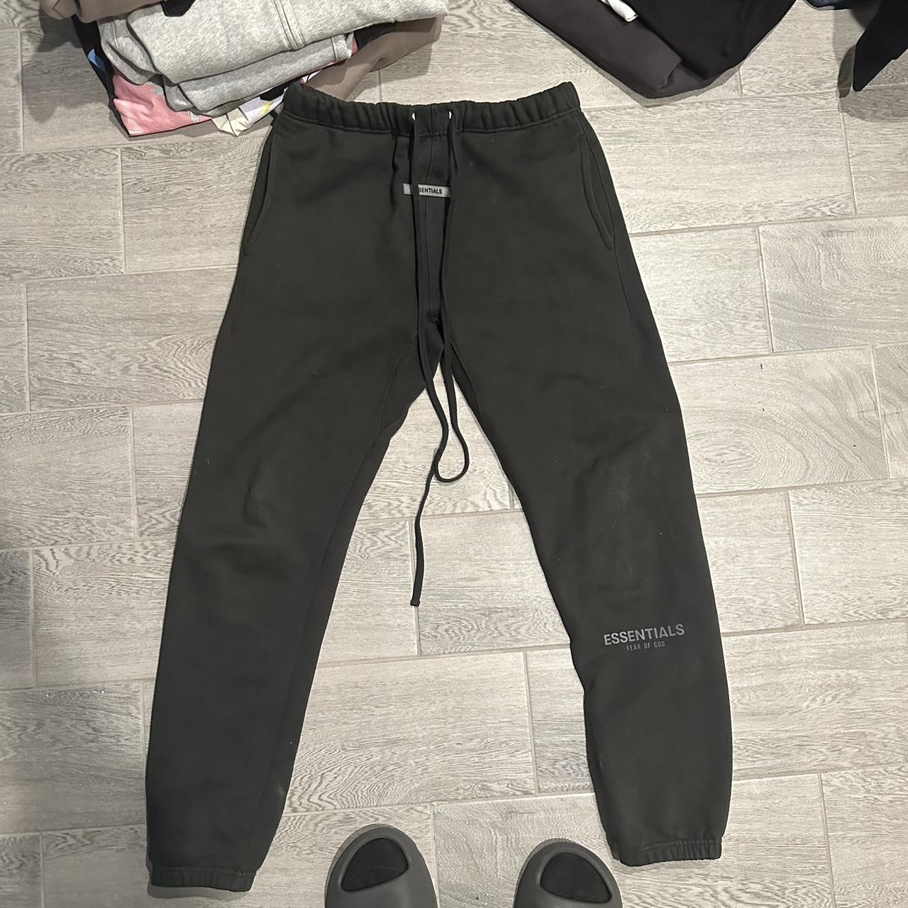 essentials fear of god black sweatpants 7/10 condition - Depop