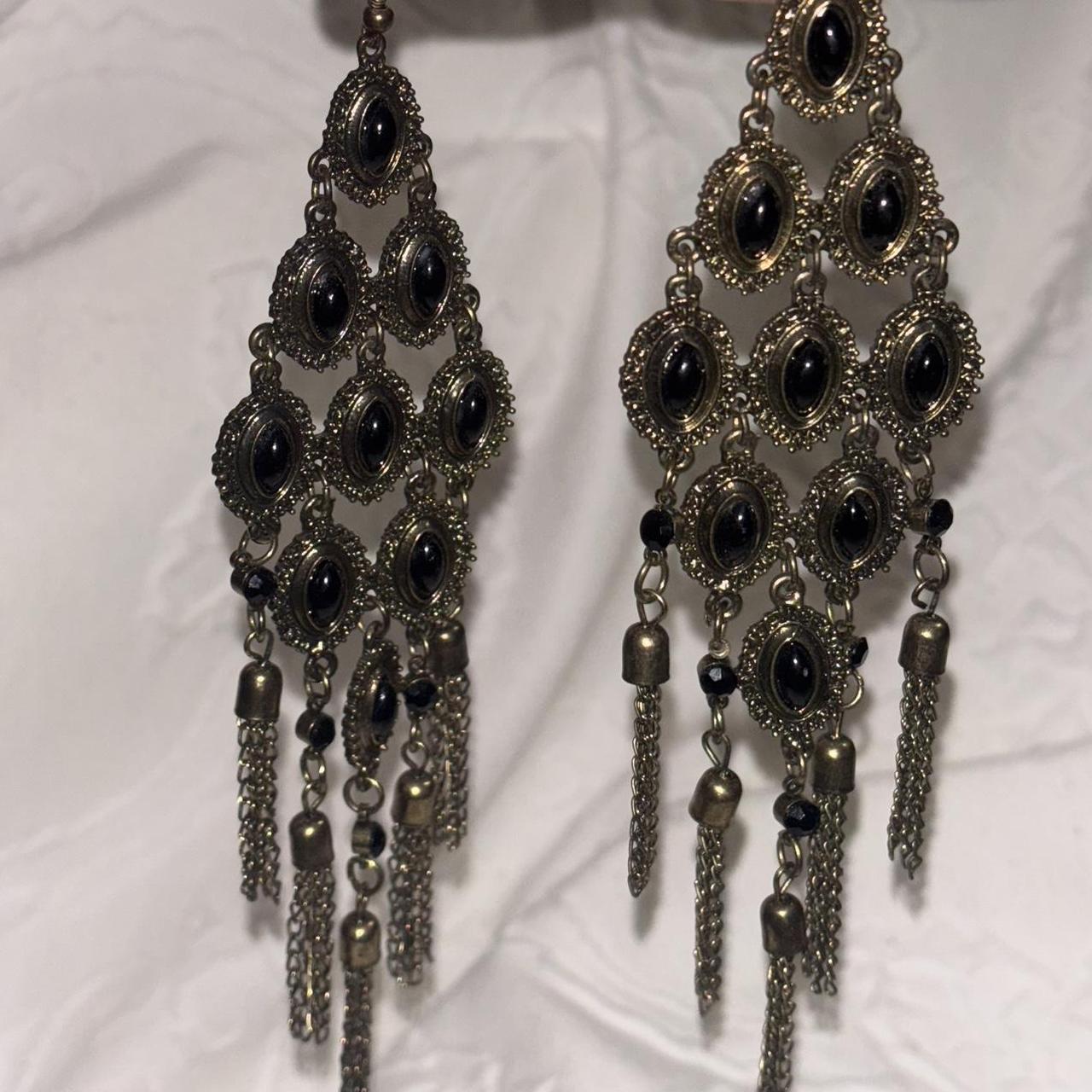 Black and gold vintage earrings #vintage #jewlery - Depop