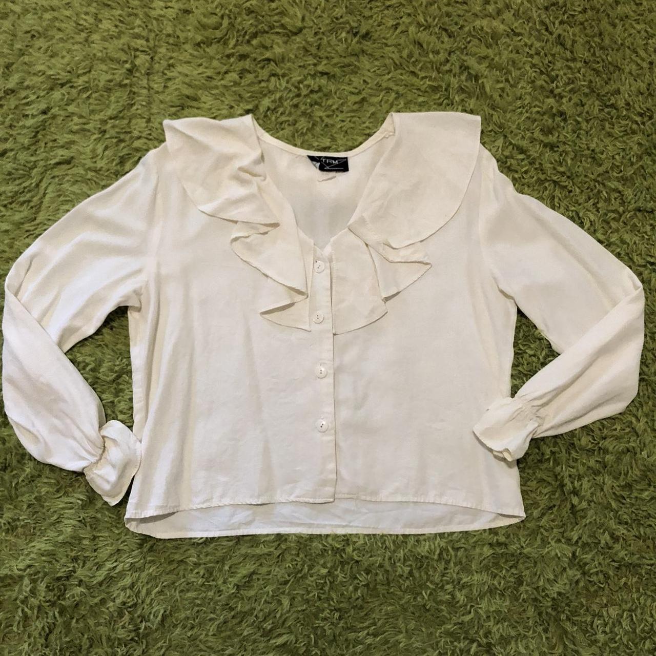 vintage white regency cottage flowy cascade neckline... - Depop