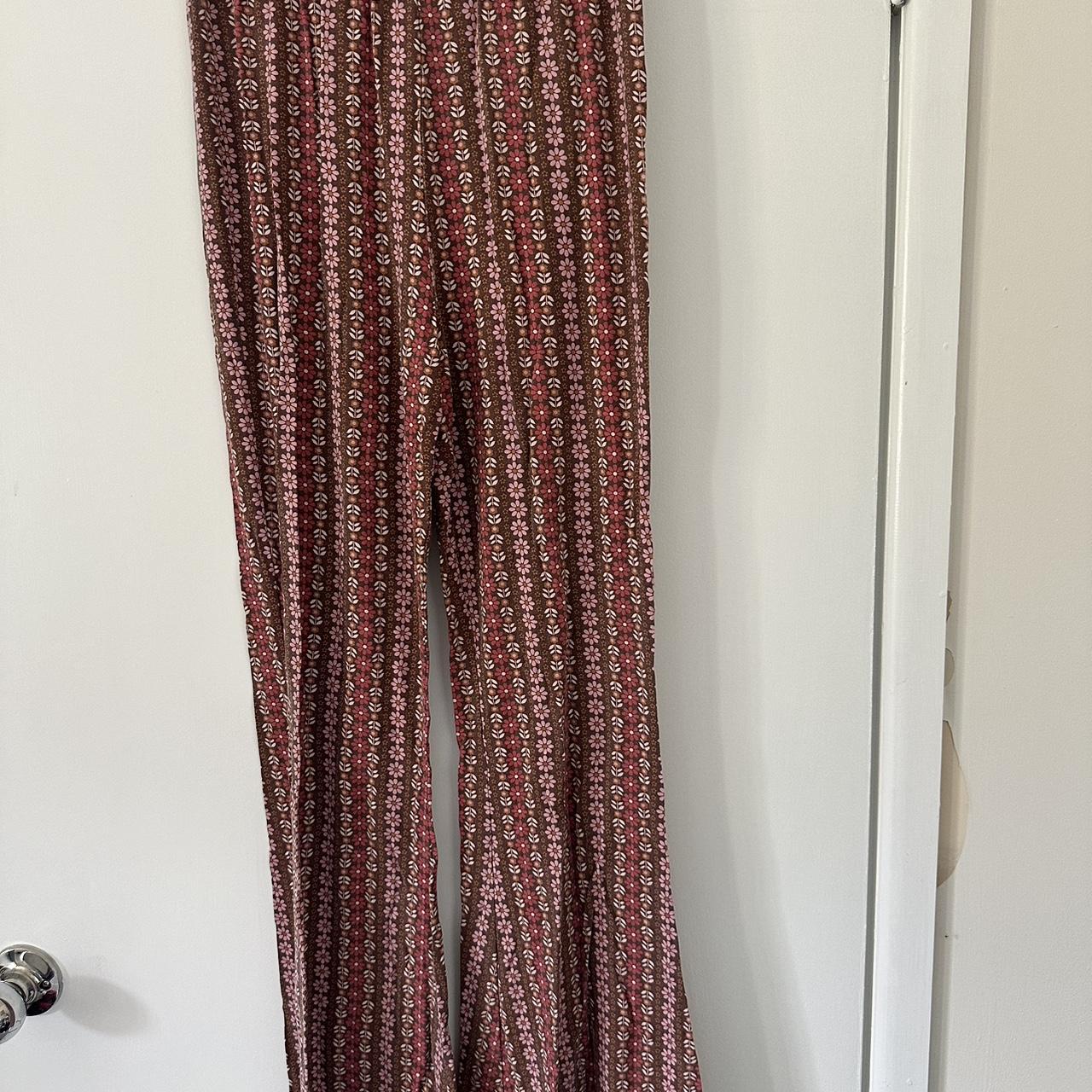 Ghanda flare pants Super comfy material - Depop