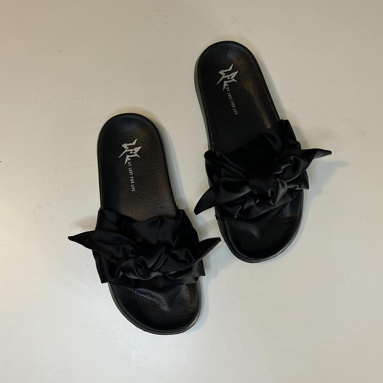 black ribbon bow slides. size 8 fits like 7.5 - Depop