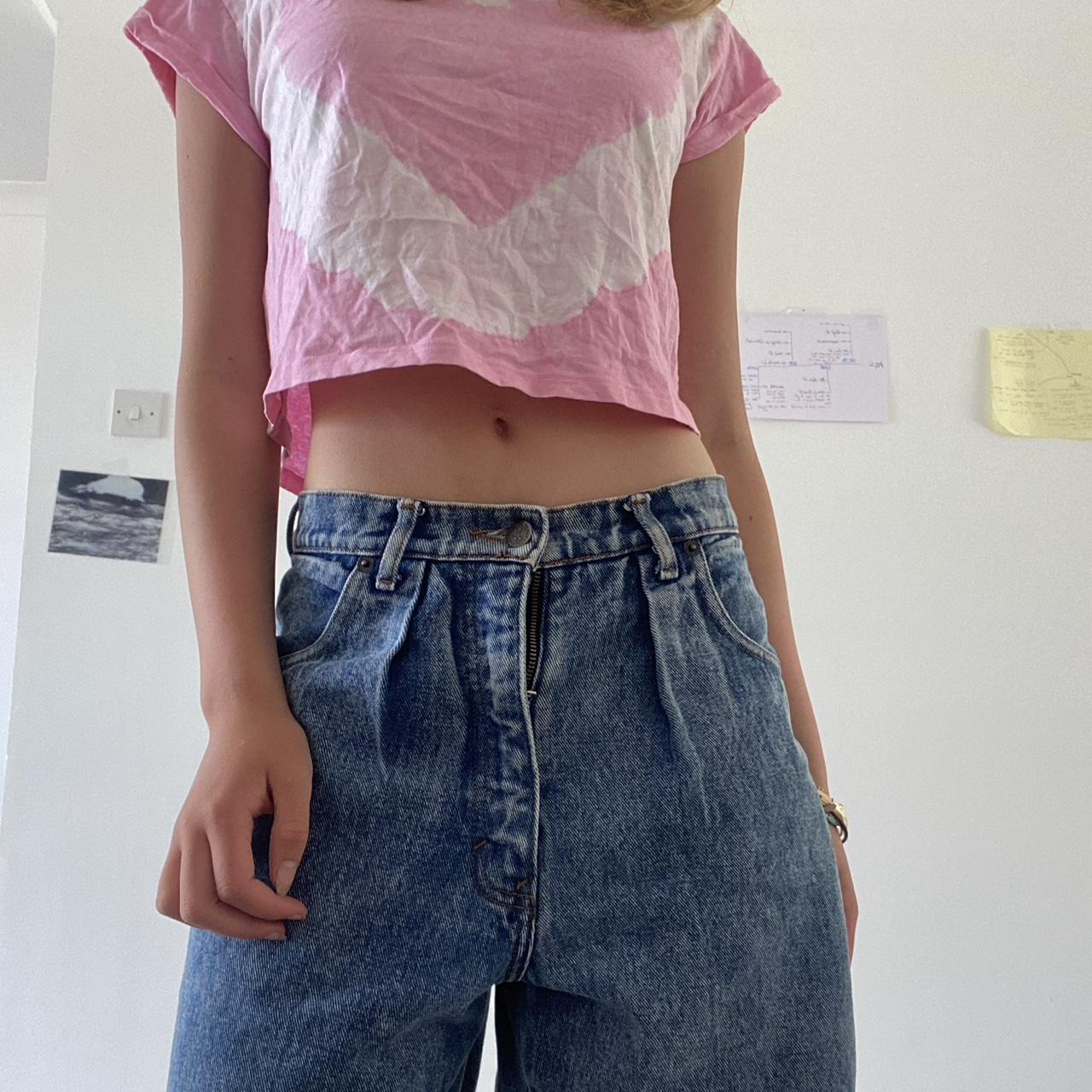 New Look Women's Pink and White Crop-top | Depop