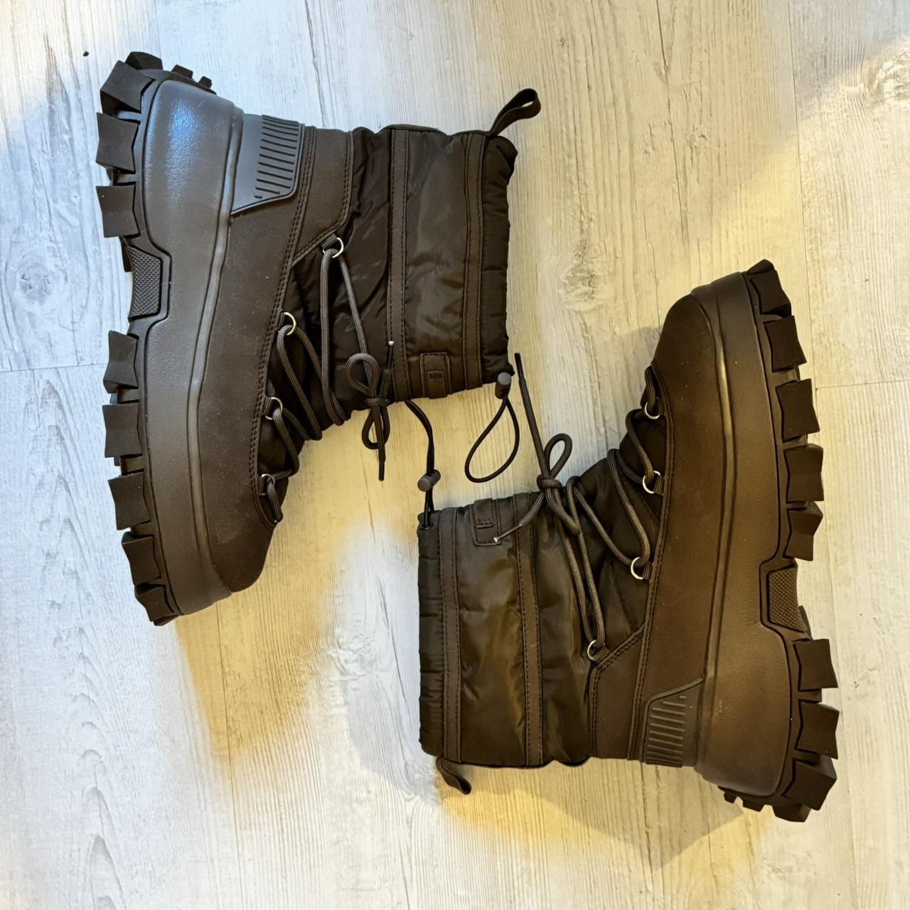 ASOS puffer winter / snow boot 🥶 Never worn, bought... - Depop
