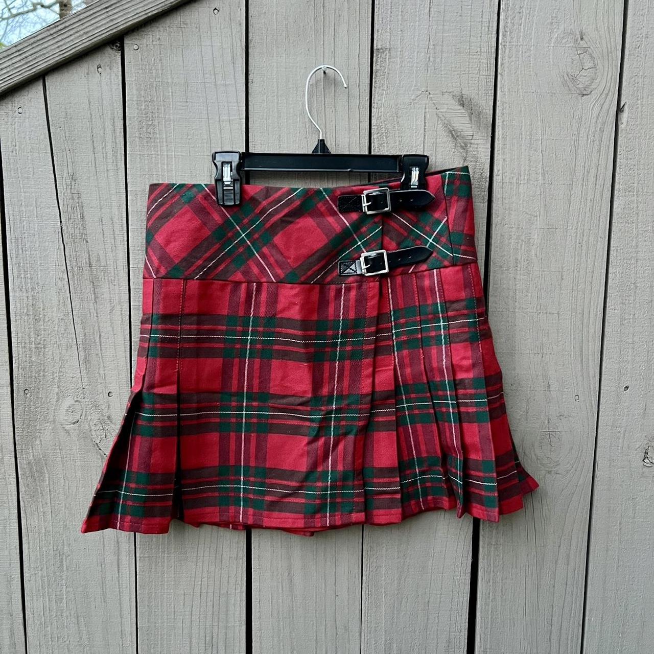 the kilt red and green tartan skirt double high... - Depop