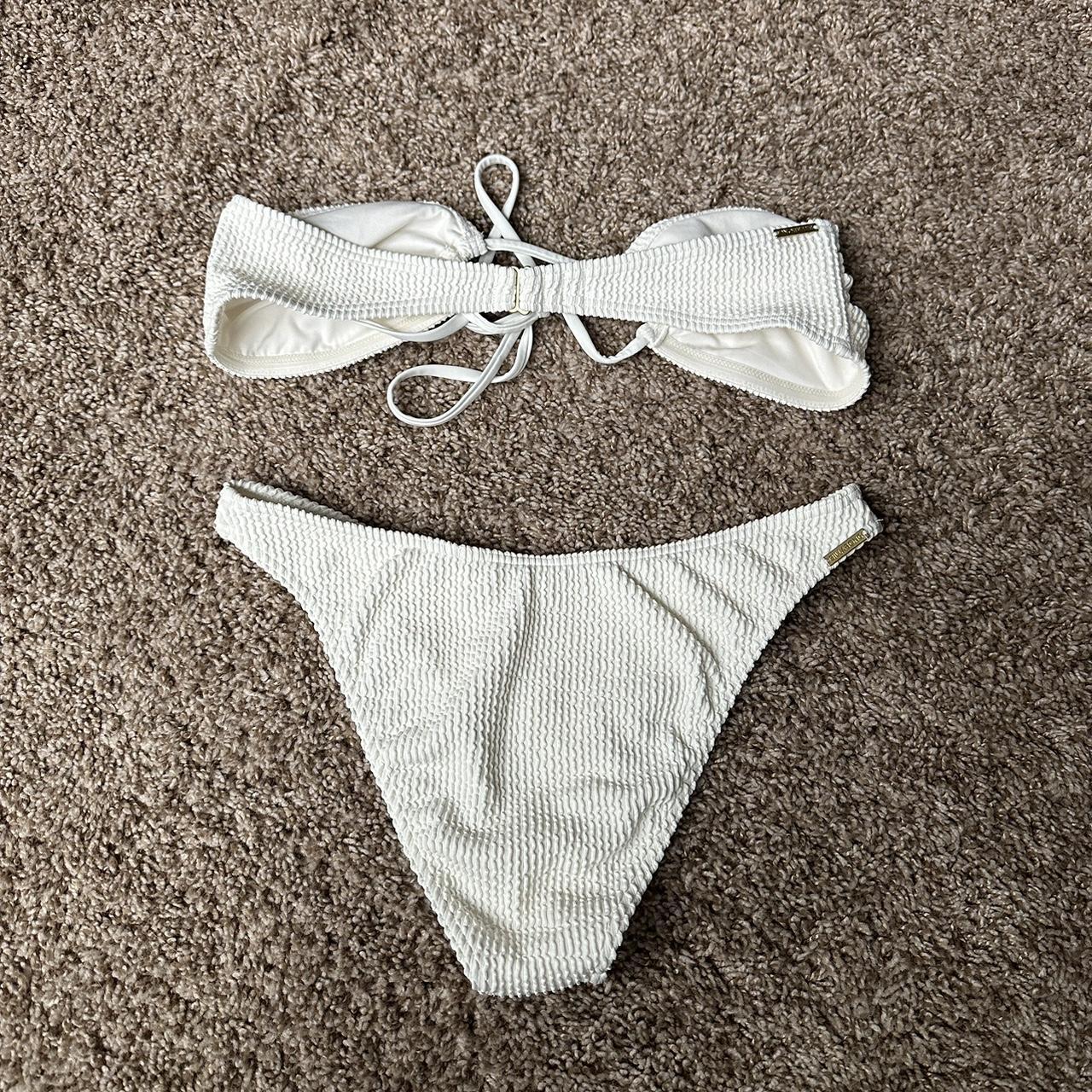 Billabong Women's White Bikinis-and-tankini-sets | Depop