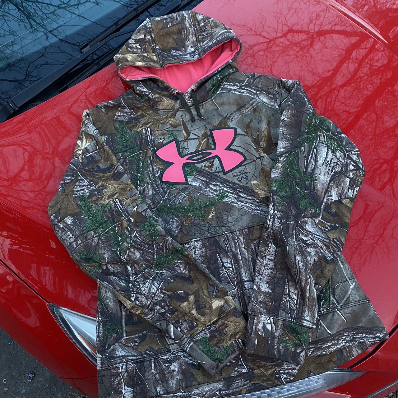 UNDER ARMOUR X REALTREE HOODIE Beautiful hoodie... - Depop