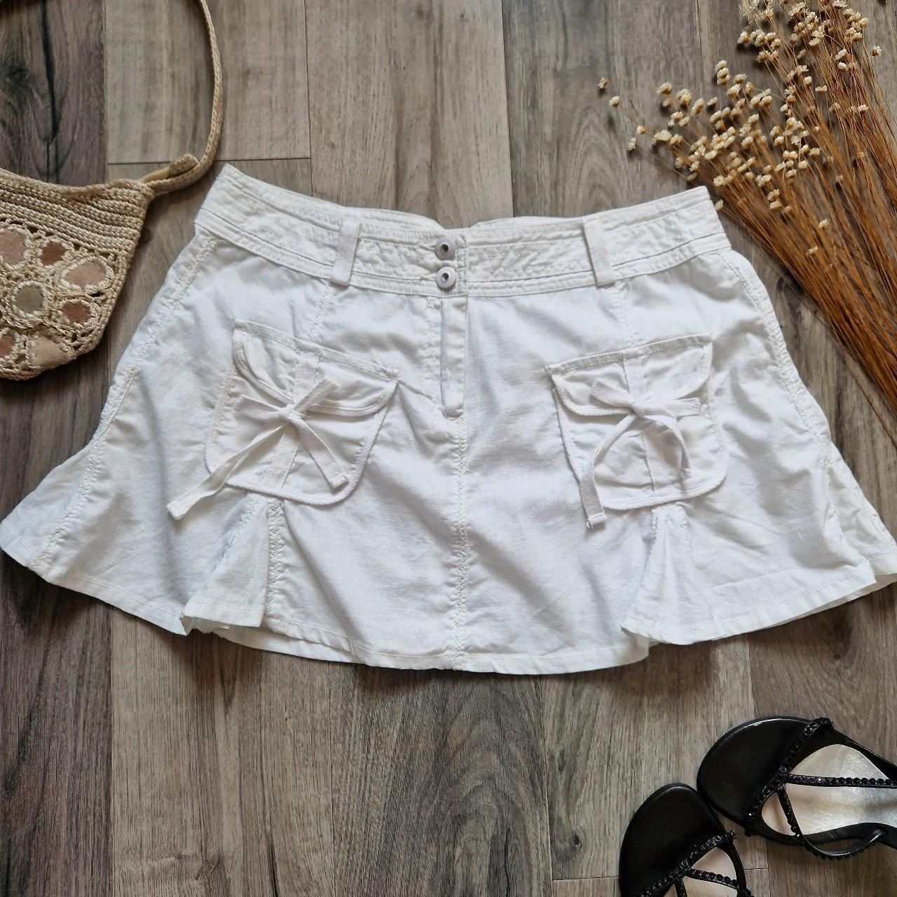 Colours of the world vintage Y2K white ruffle frill... | Depop