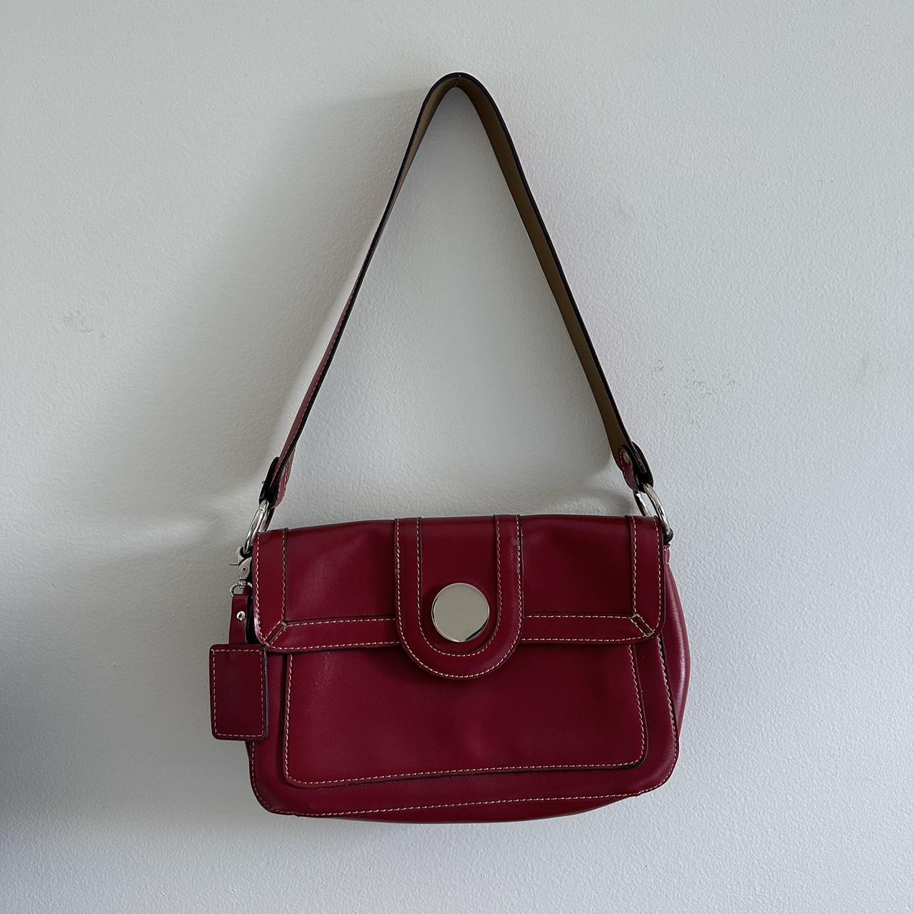 Beautiful Red Shoulder Bag 🍓 ️ Perfect for fall.... - Depop