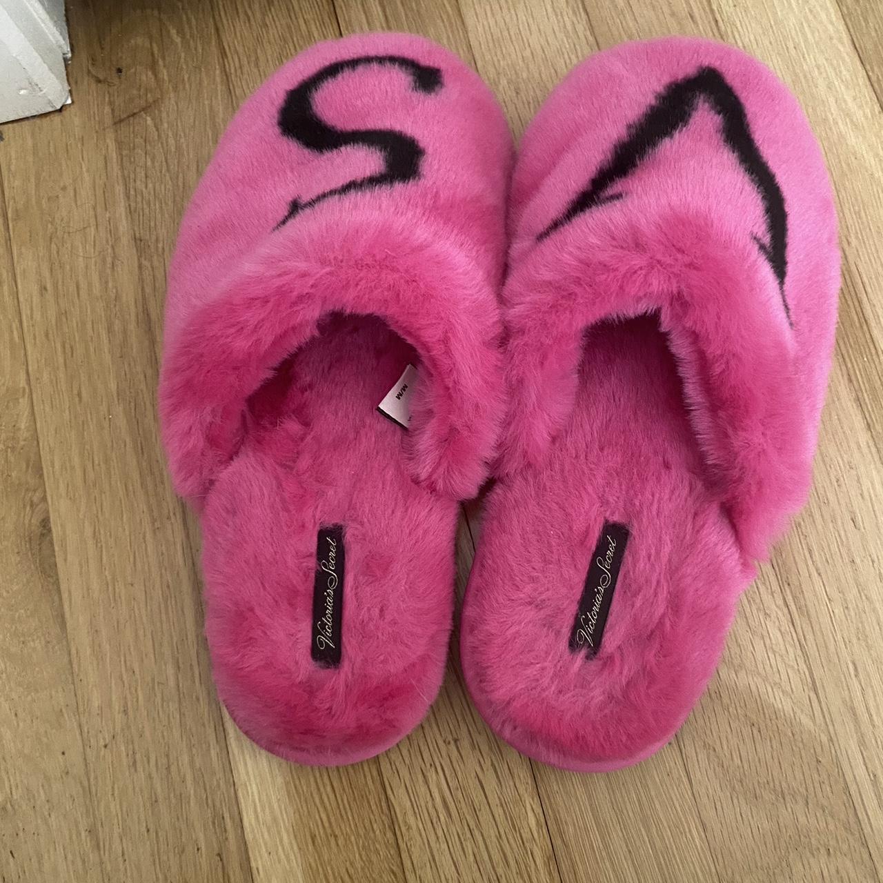 Victoria’s Secret faux fur hot pink slippers - Never... - Depop
