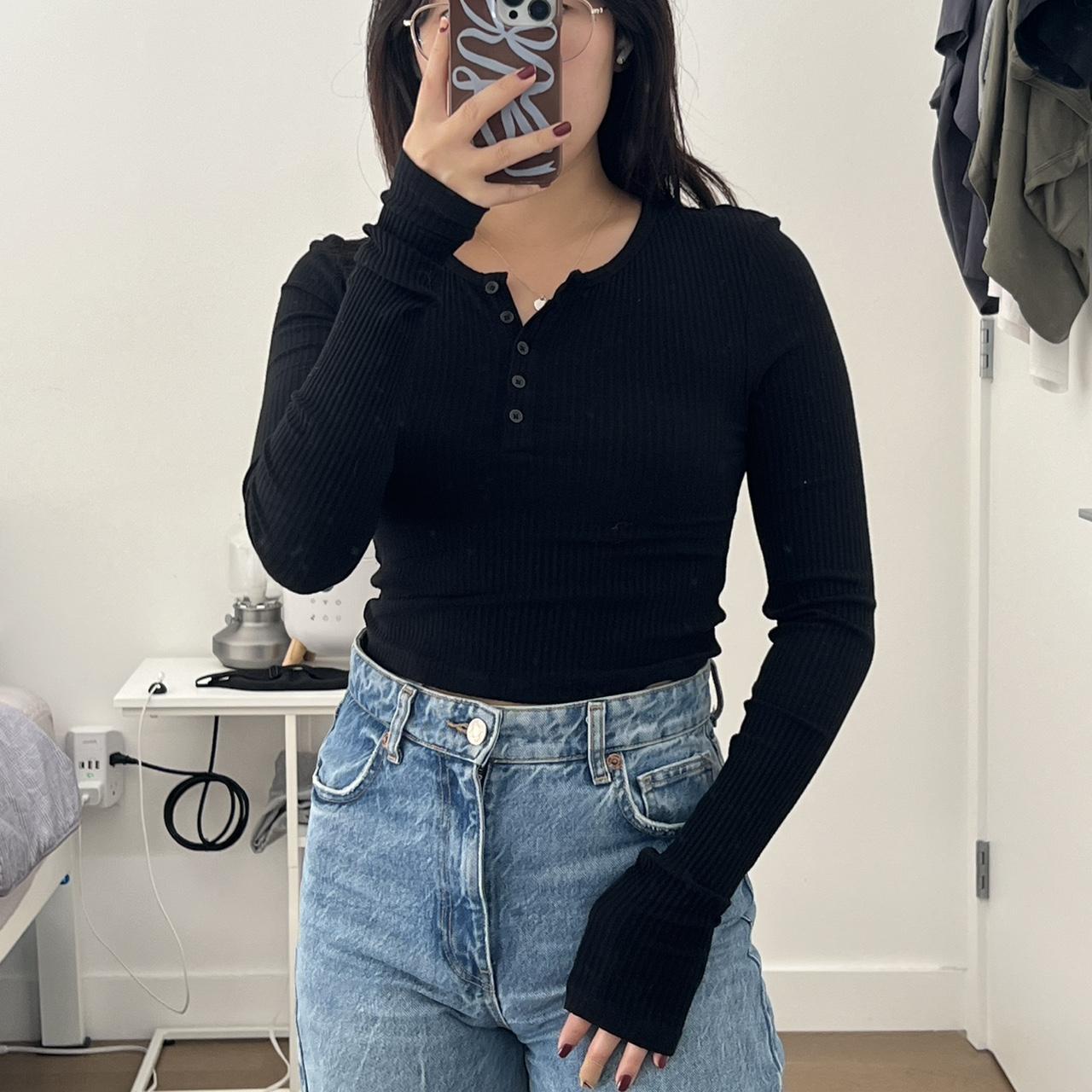 Black ribbed long sleeve top #basic - Depop