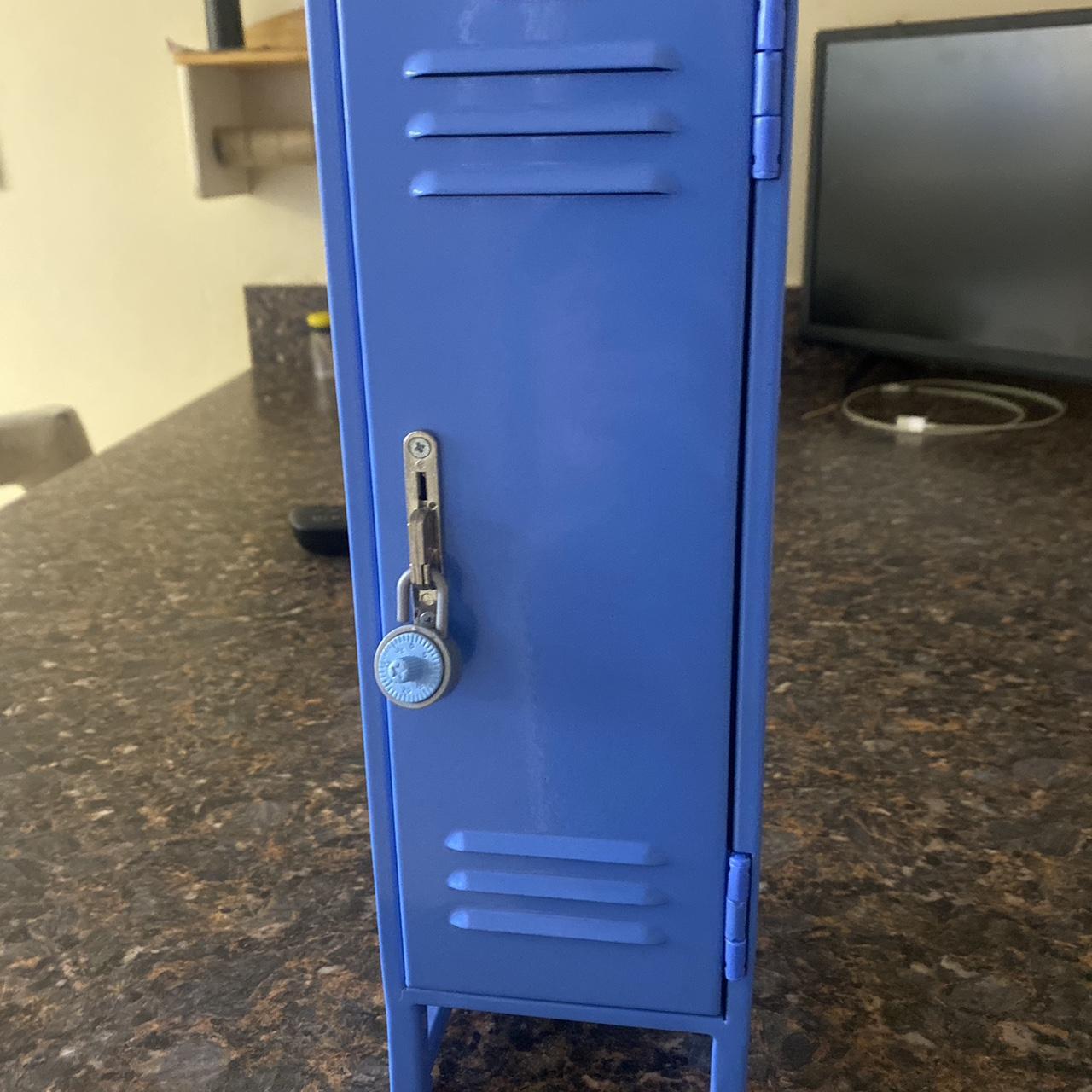 American girl lockers missing one photo... - Depop