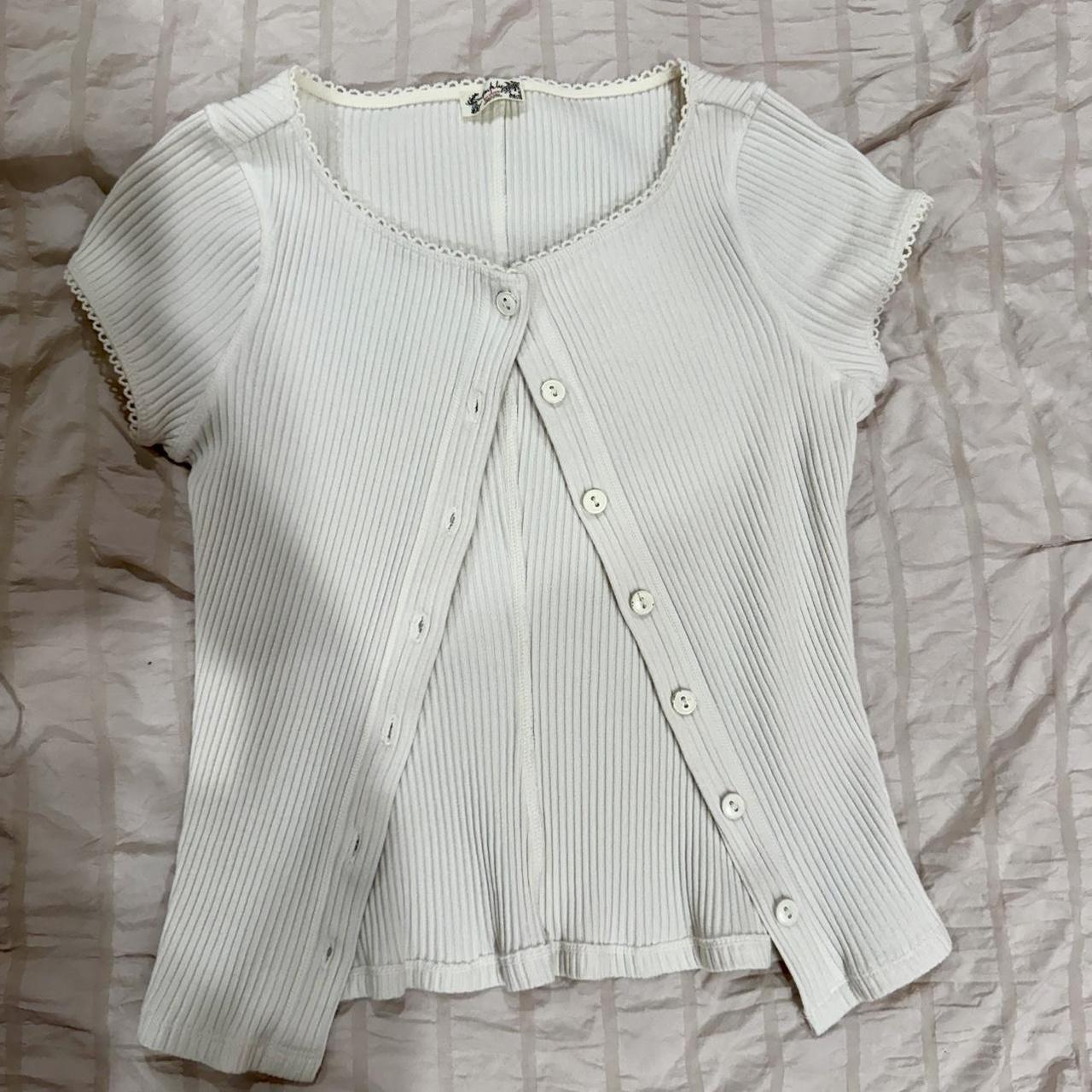 Cute white button up top. Never worn Free People. | Depop