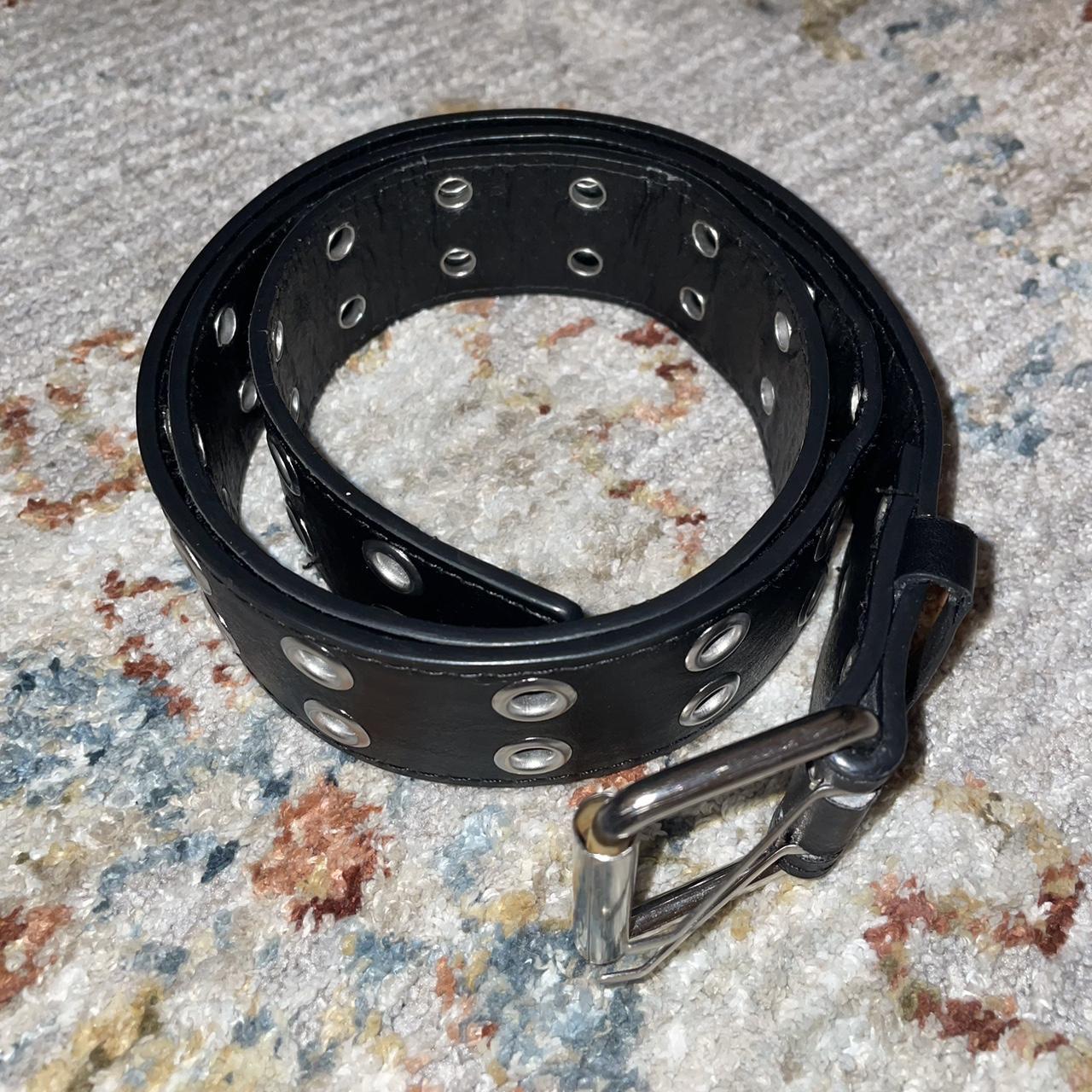 Hot Topic Women's Black and Silver Belt | Depop