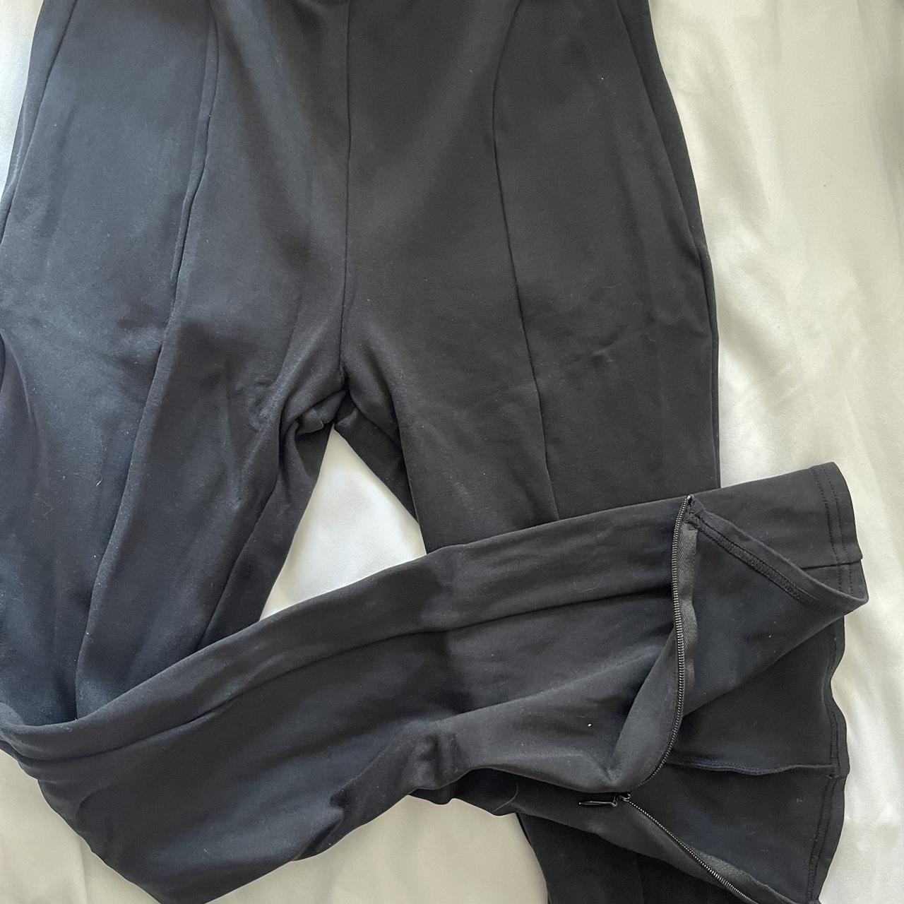 Alo black bootcup pants/leggings - Depop