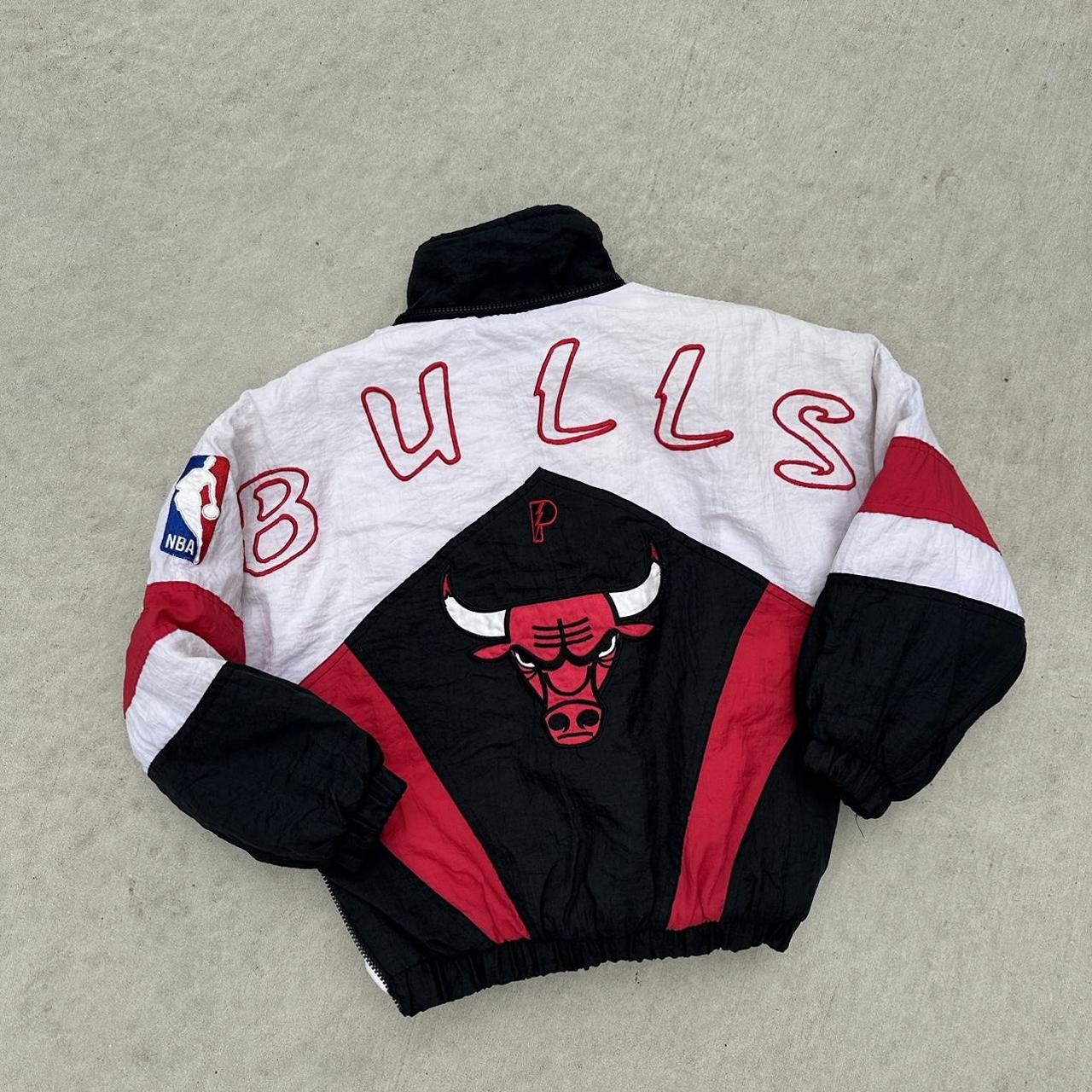 Vintage Chicago bulls pro player kids size small... - Depop