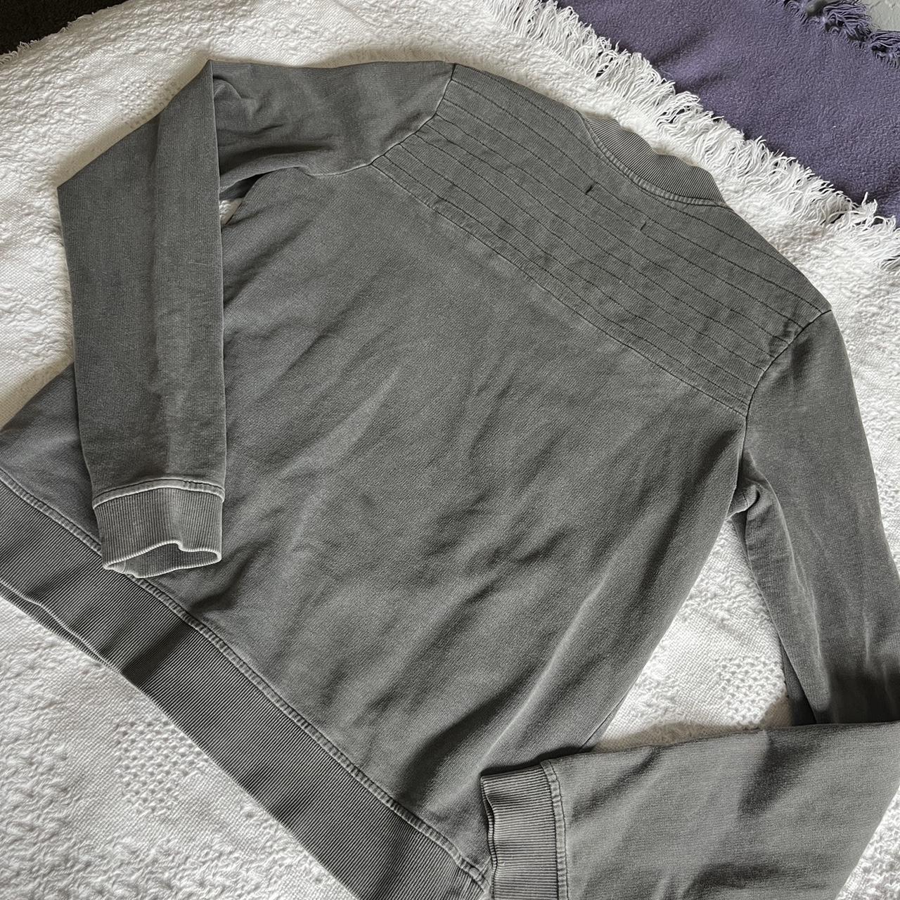 Roxy gray lightweight zip-up jacket. Has a small... - Depop