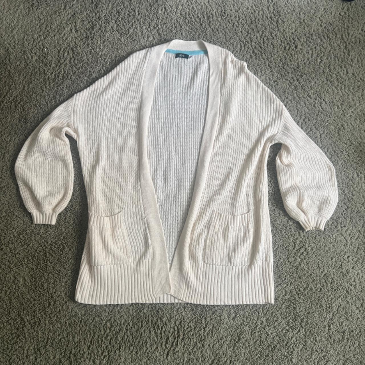 Oversized cream cardigan with pockets Probably fits... - Depop