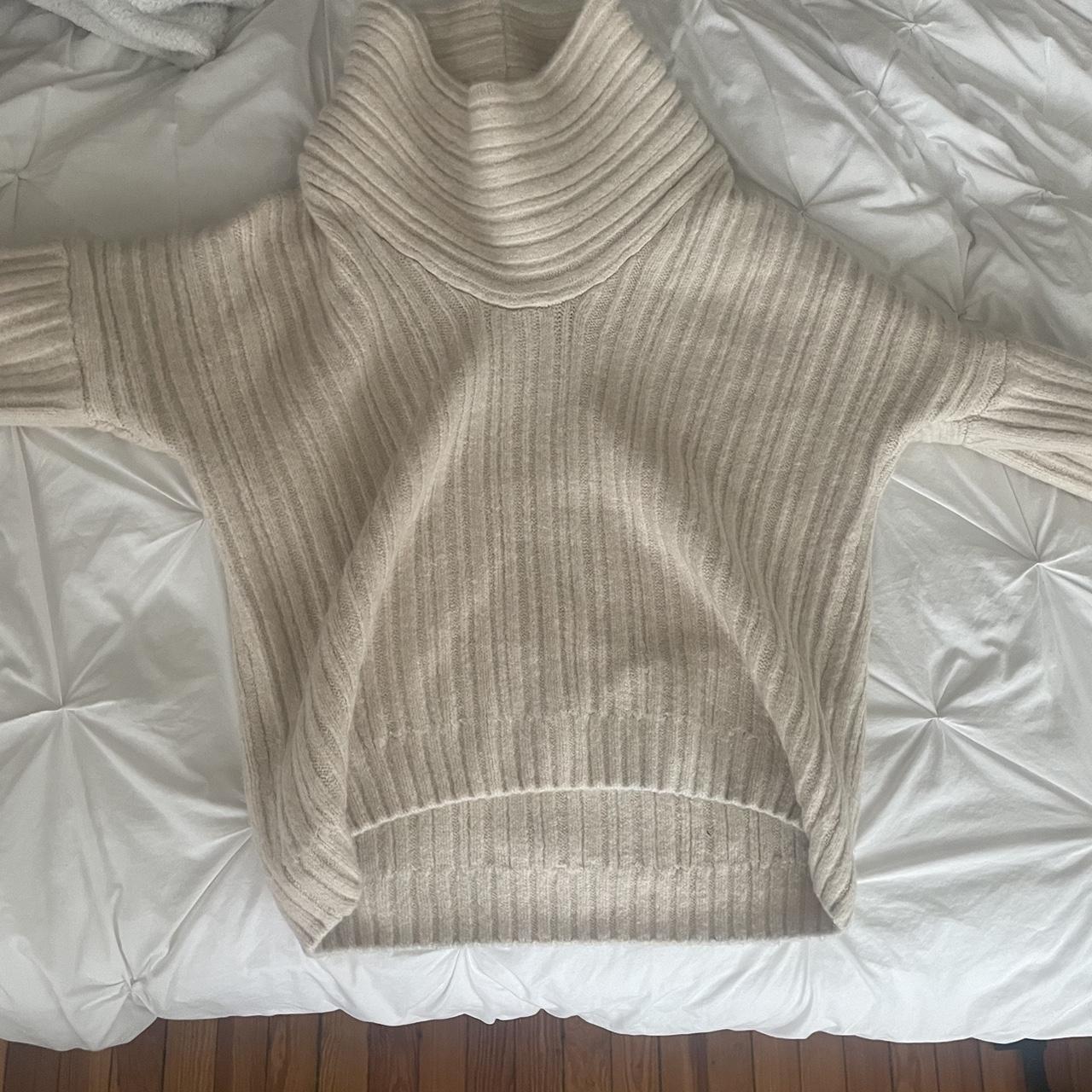 Never worn Source unknown sweater - Depop