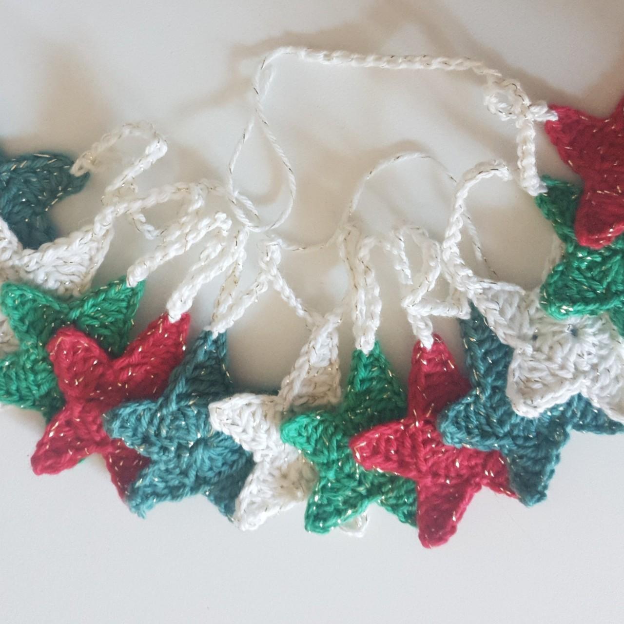 Mini star crochet red and green coloured bunting... | Depop