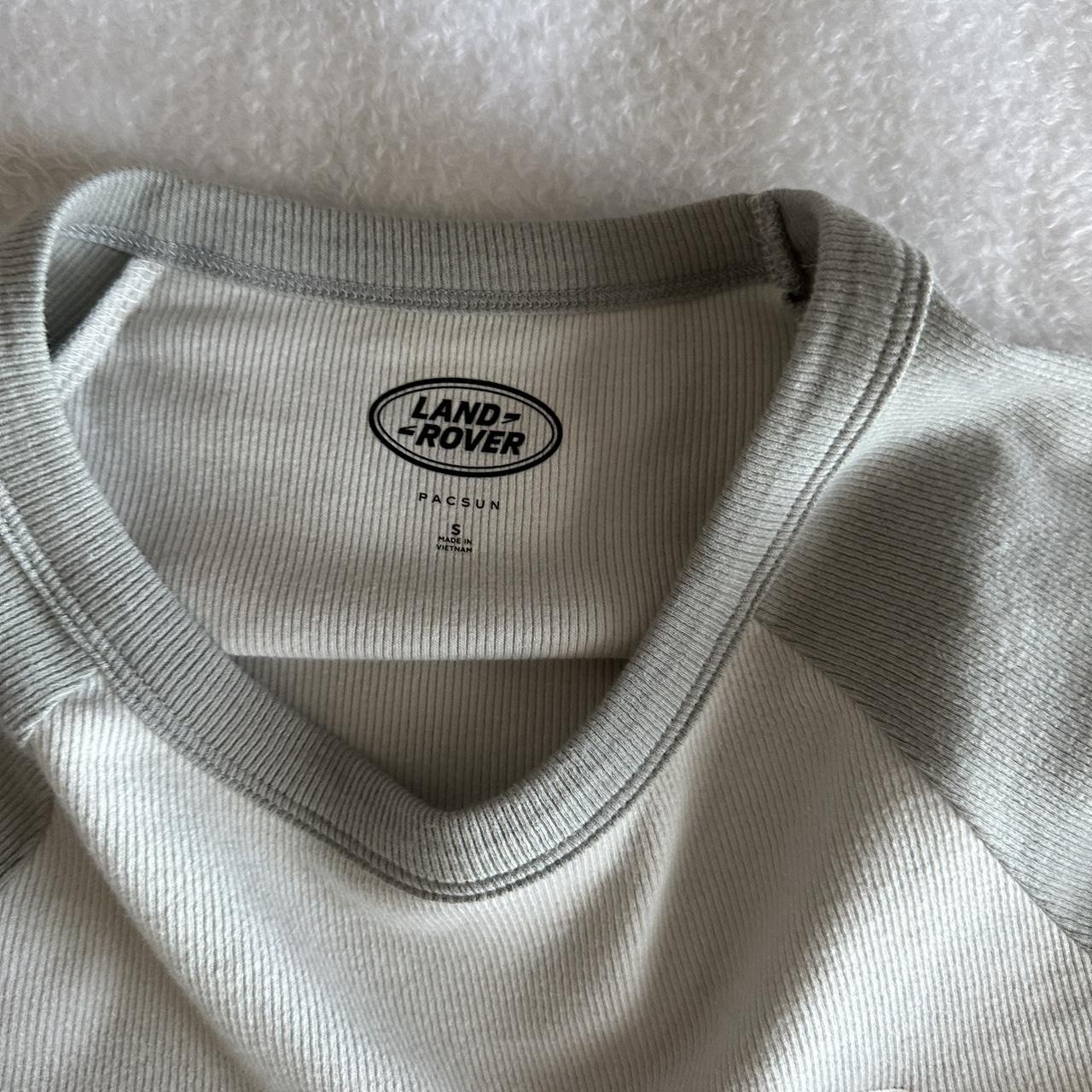 Land, rover by PacSun collection, gray cropped... - Depop