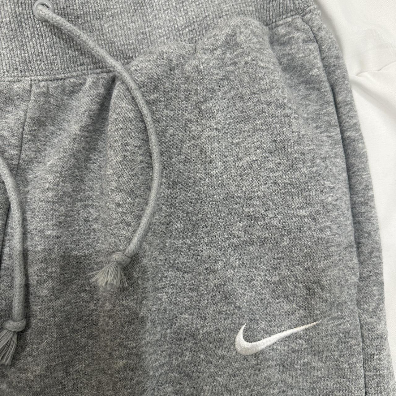 Nike women grey track pants Size small - Depop