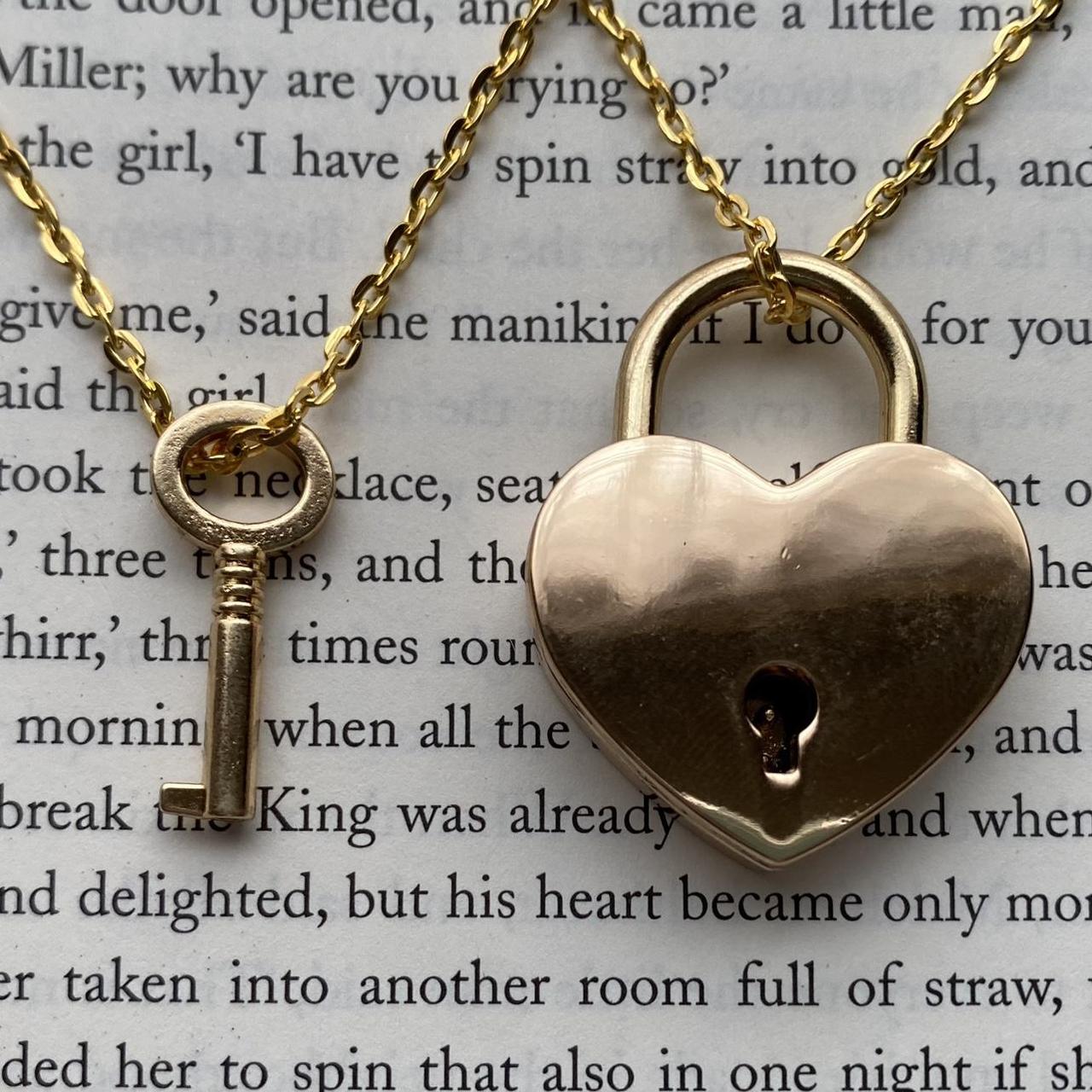 heart lock and key matching set in gold for a... - Depop