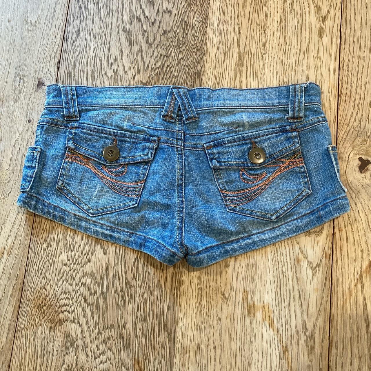 Micro jean shorts, cool pockets, size 4 - Depop