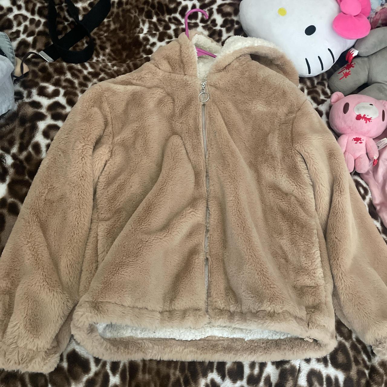 Tan and cream fuzzy zip-up jacket #fairycore | Depop