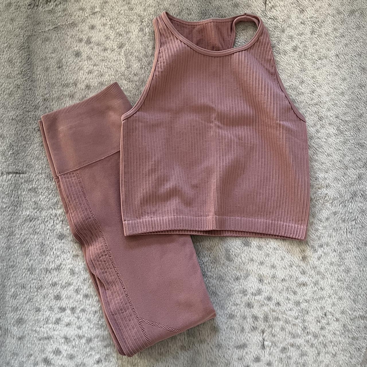 Pink workout Set, no tag size but fits size Small.... - Depop