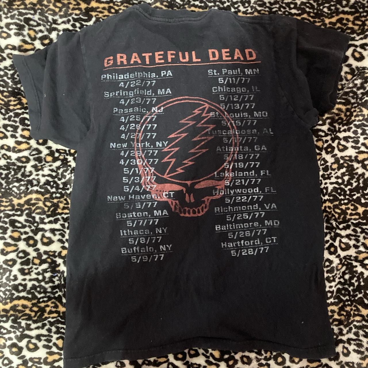 Grateful Dead spring 77’ tour t-shirt 💀🌸 size medium... - Depop