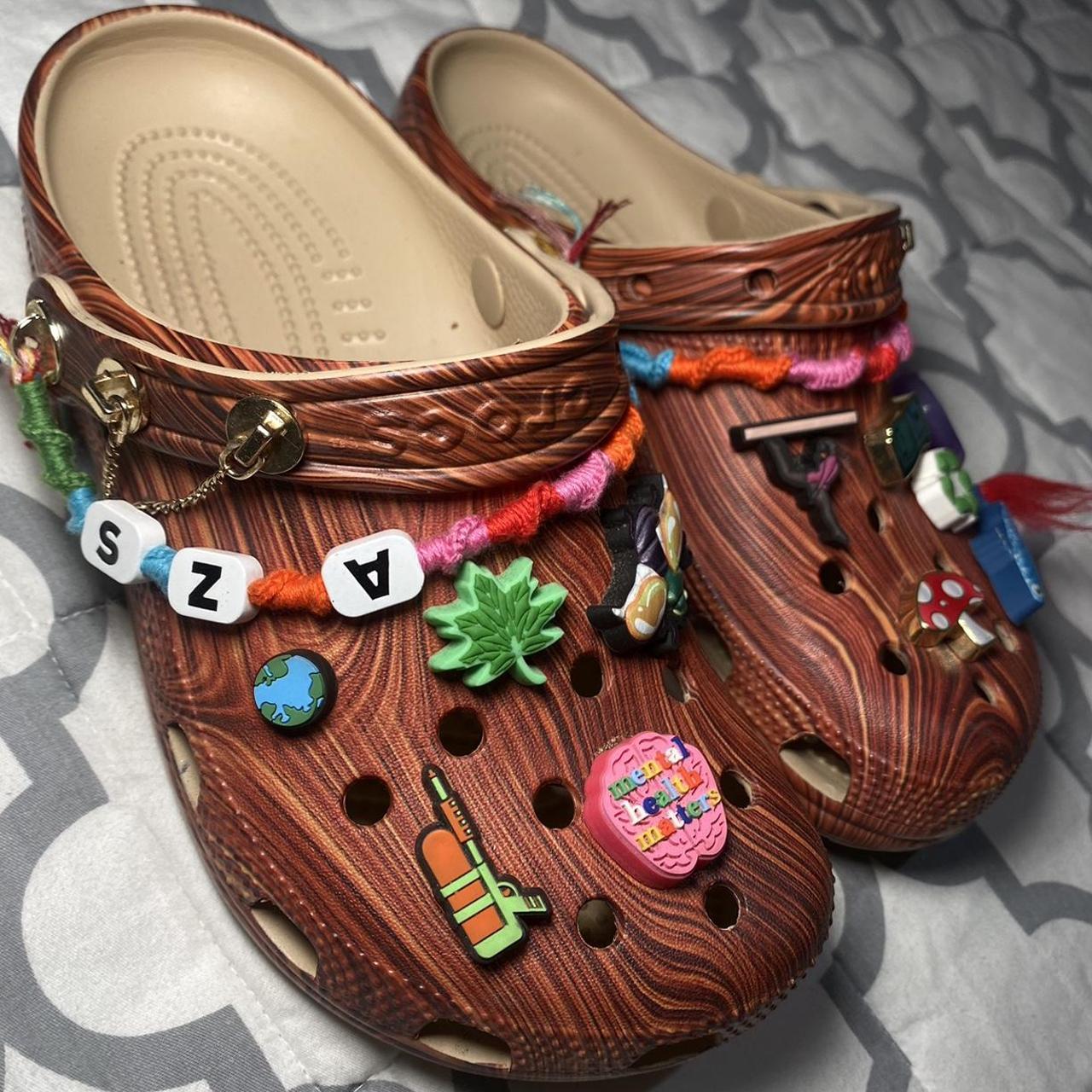 SZA CROCS. SIZE Women 7 Men 5 LIKE NEW. hardly... - Depop