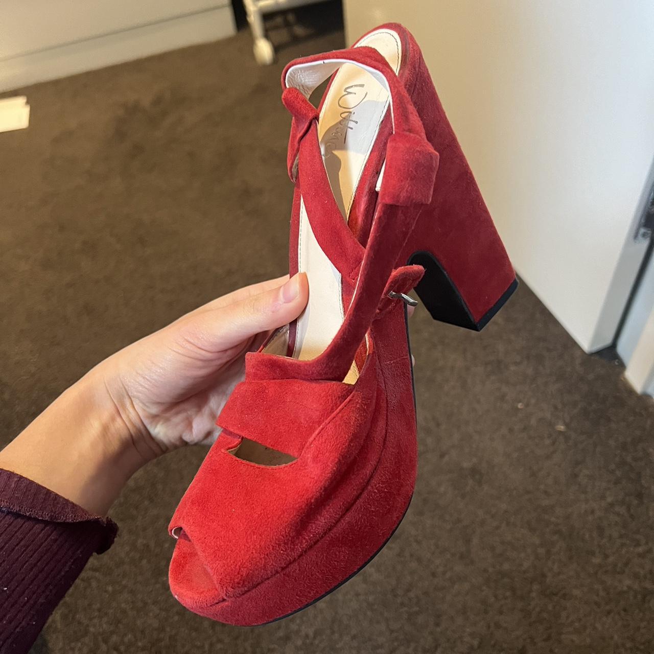 Red heels with chunky heel and buckle - Depop