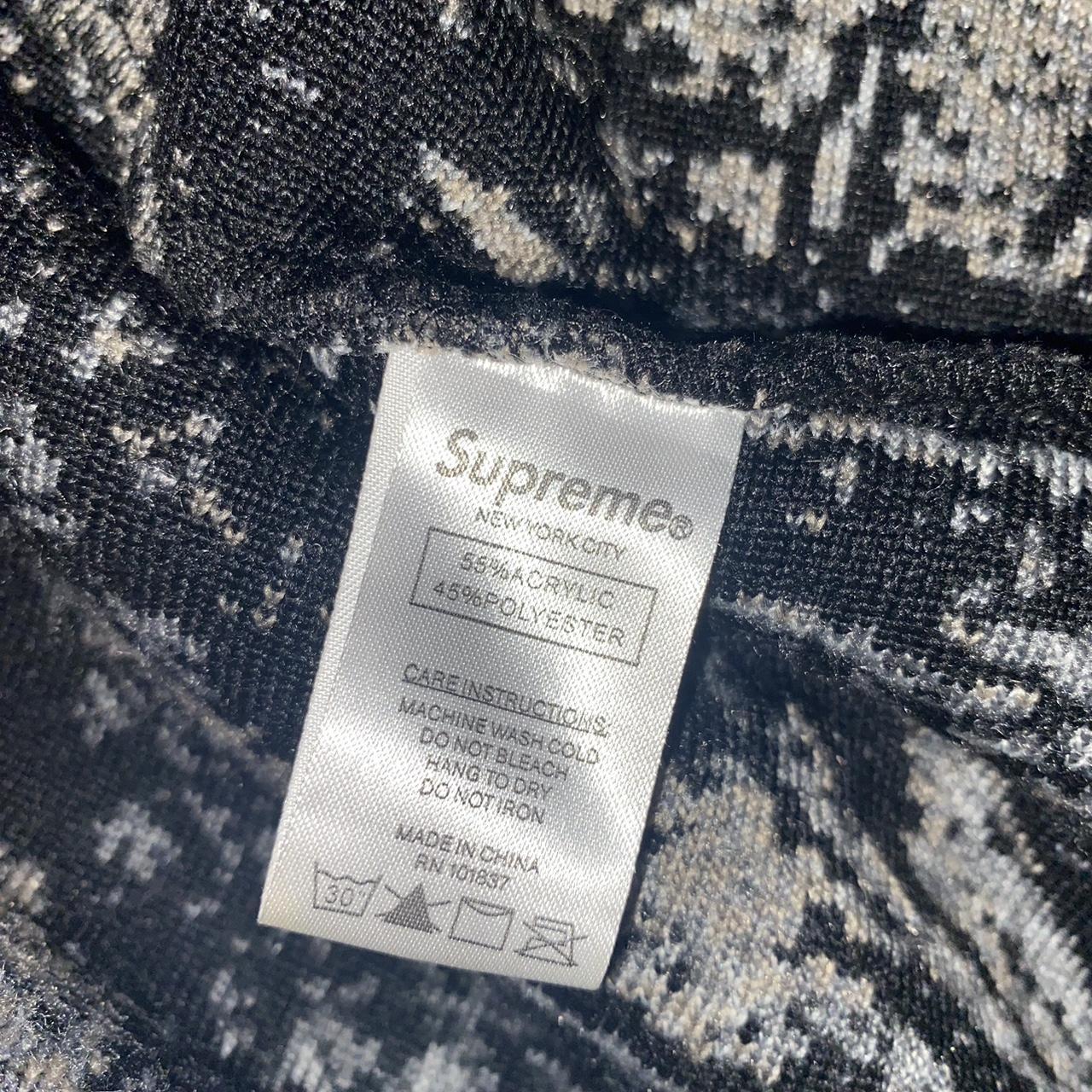 Supreme Wolf Fleece Jacket. Size Large. Worn once in... - Depop