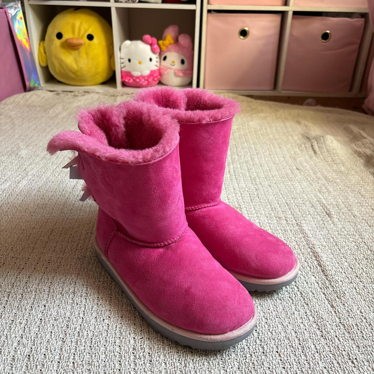 🎀 hot pink bailey bow uggs 🎀 🍒 offers welcomed... - Depop