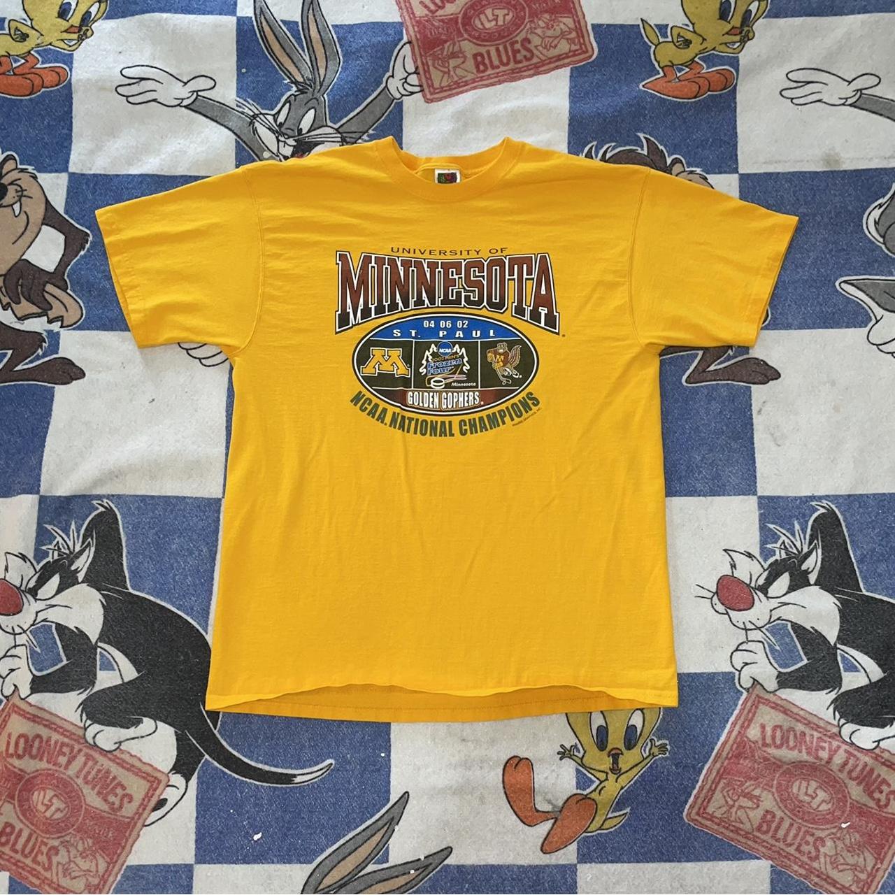 Vintage Minnesota gophers hockey tee size XL - Depop