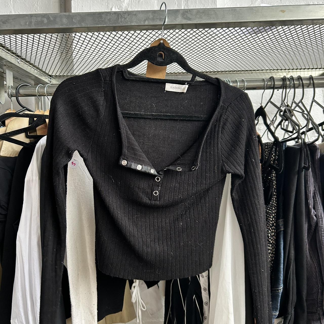 black button up top glassons - Depop