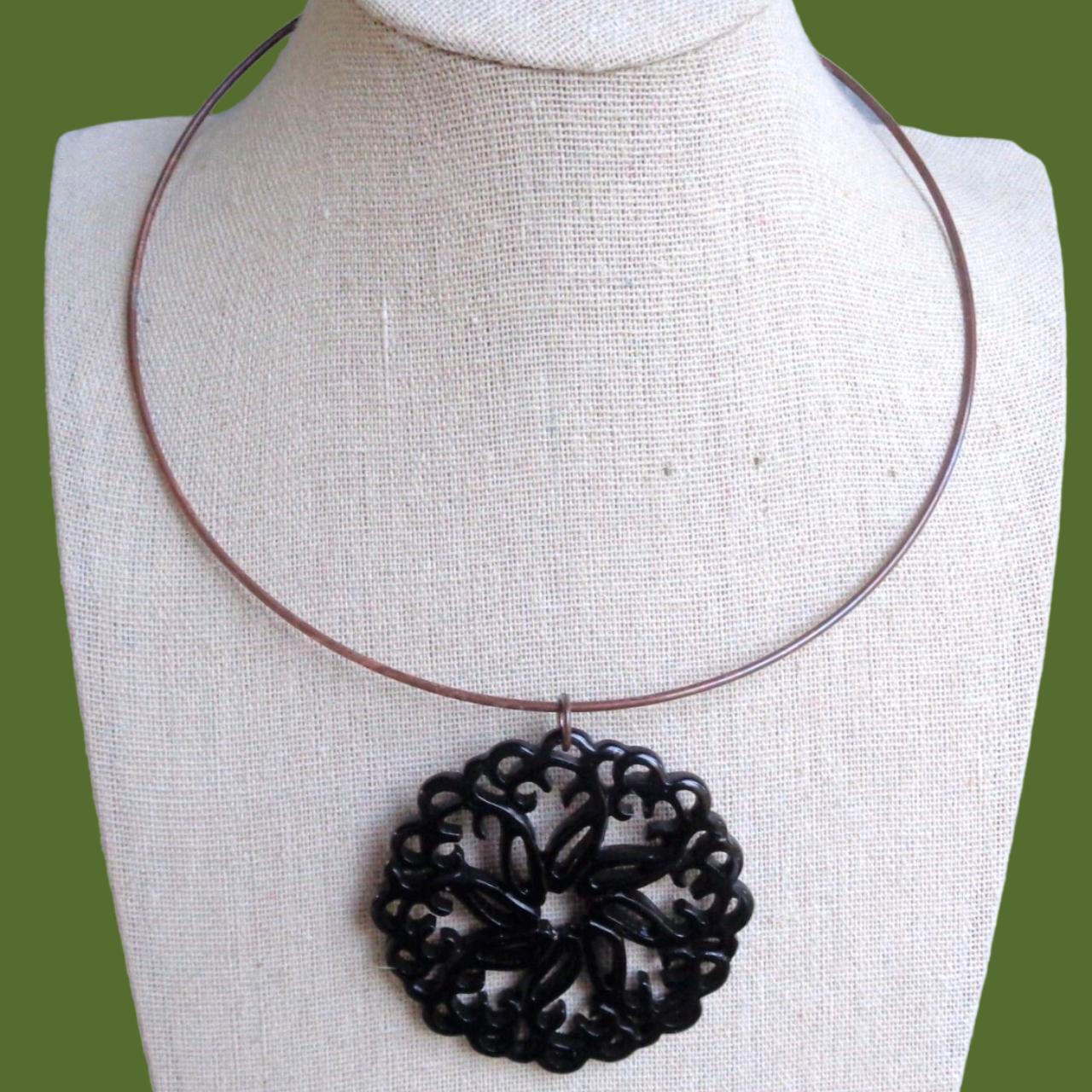 Metal Wire Collar Necklace Black Cutout Flower... - Depop