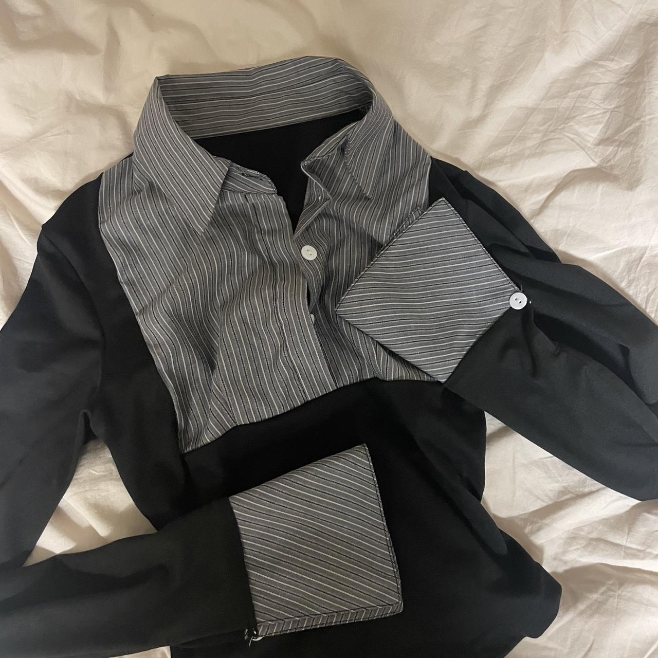 Office siren office inspired button up top!! So chic... | Depop