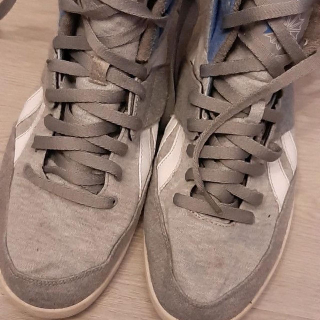 Reebok Women's mids uk size 4 - Depop