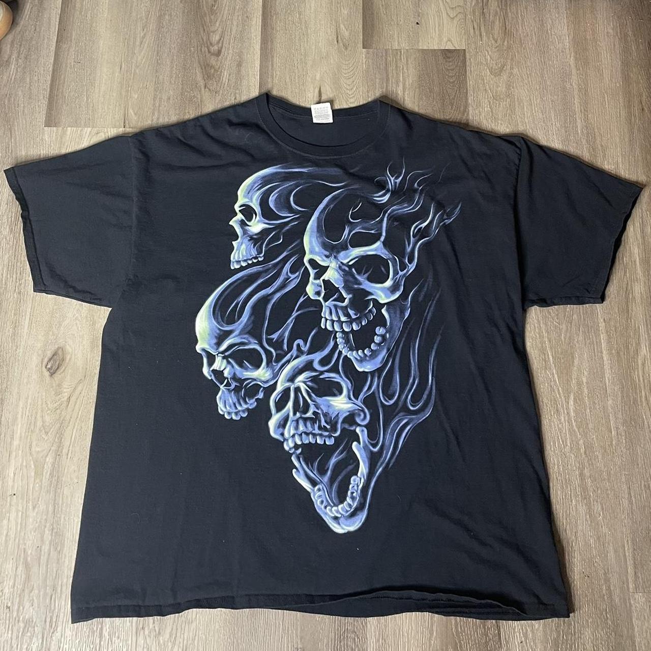 Vintage Y2k big skulls print Size... - Depop