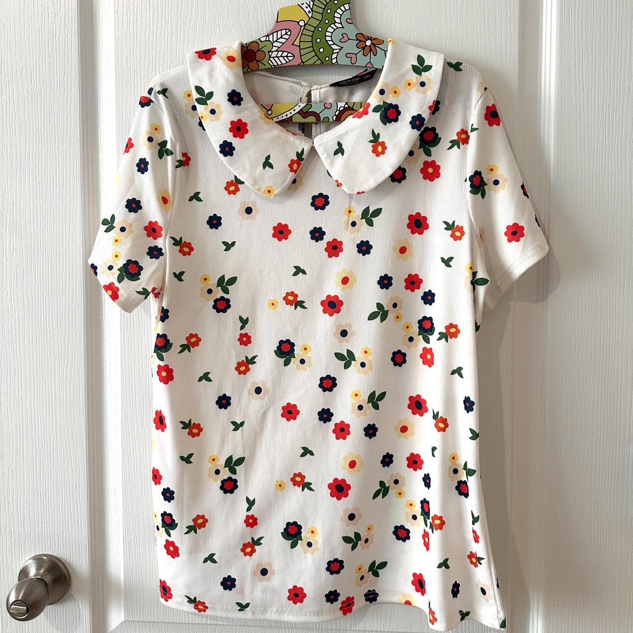 White floral collared top with a pop of color... | Depop
