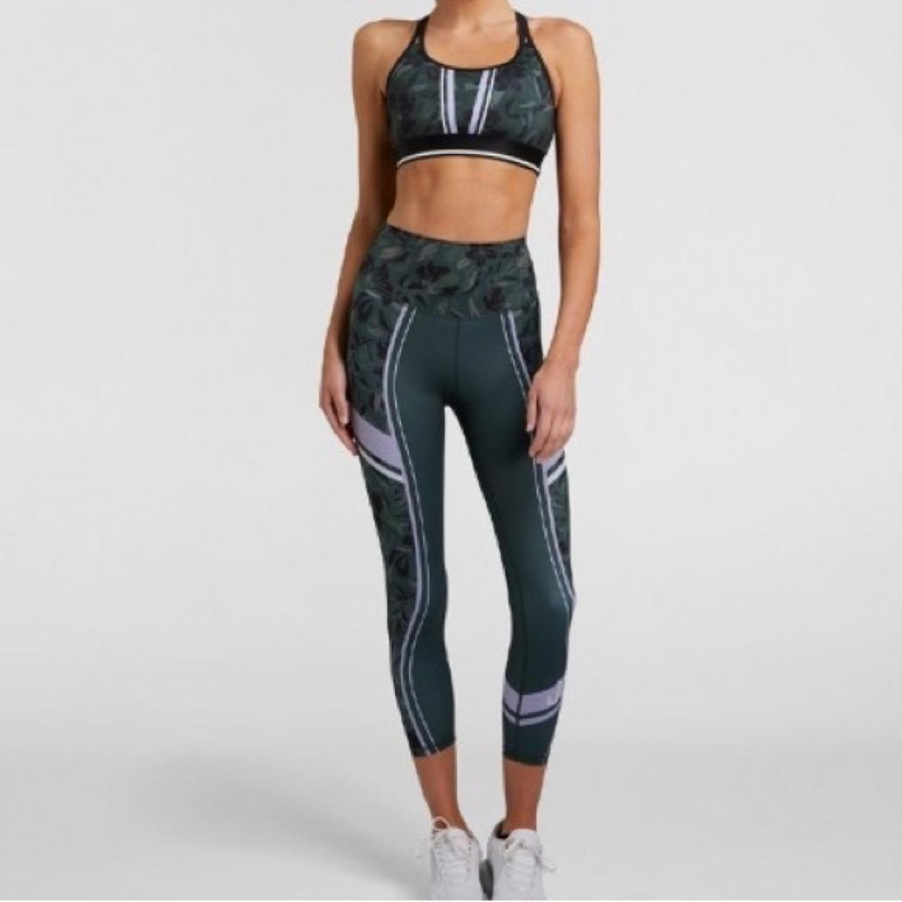 JAGGAD Size M Hawaii 7/8 Leggings In Excellent... - Depop