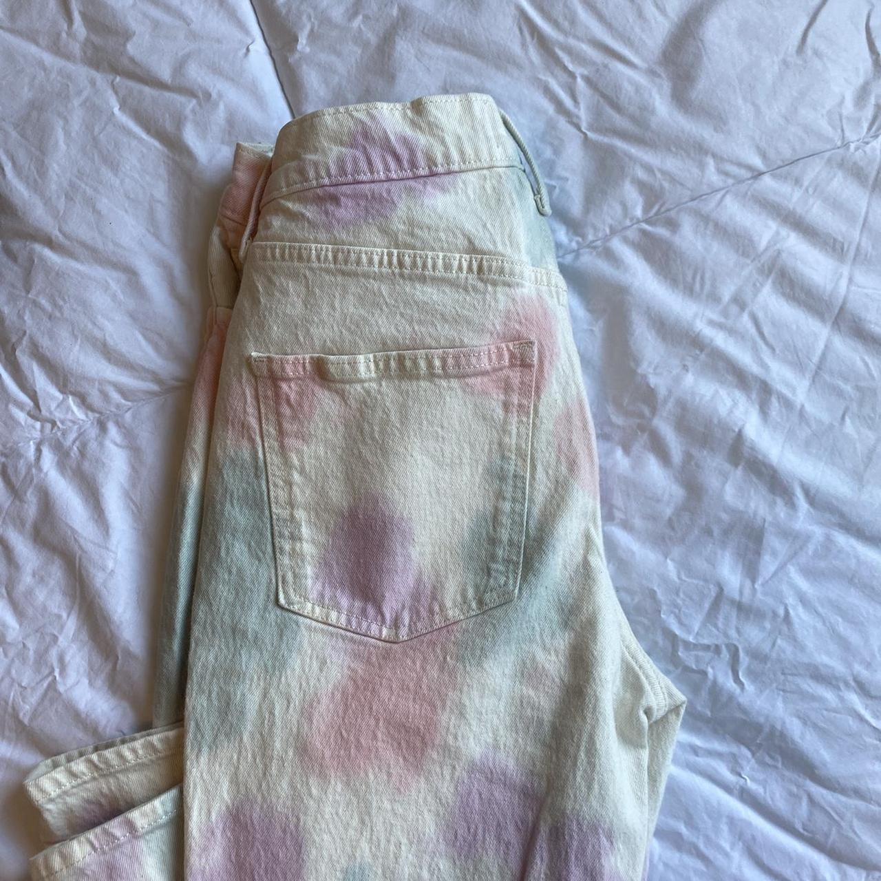 Universal thread color swatch cream jeans. These are... - Depop