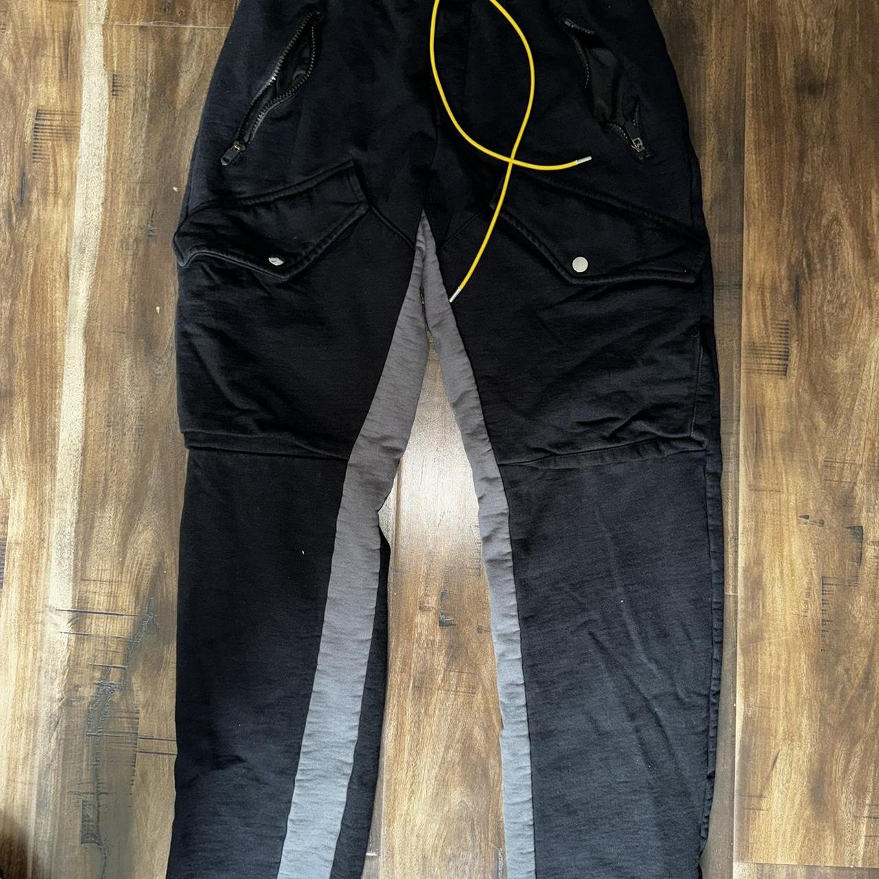 MNML cargo sweatpants - Depop
