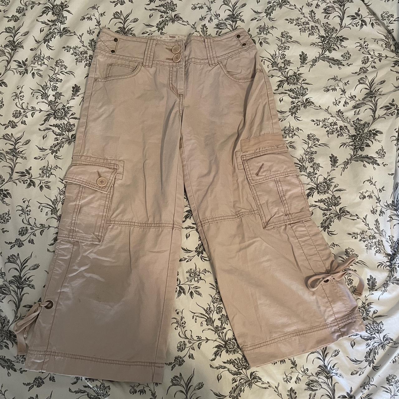 Low rise cargo jorts Capri or jort fit Soo freaking... | Depop